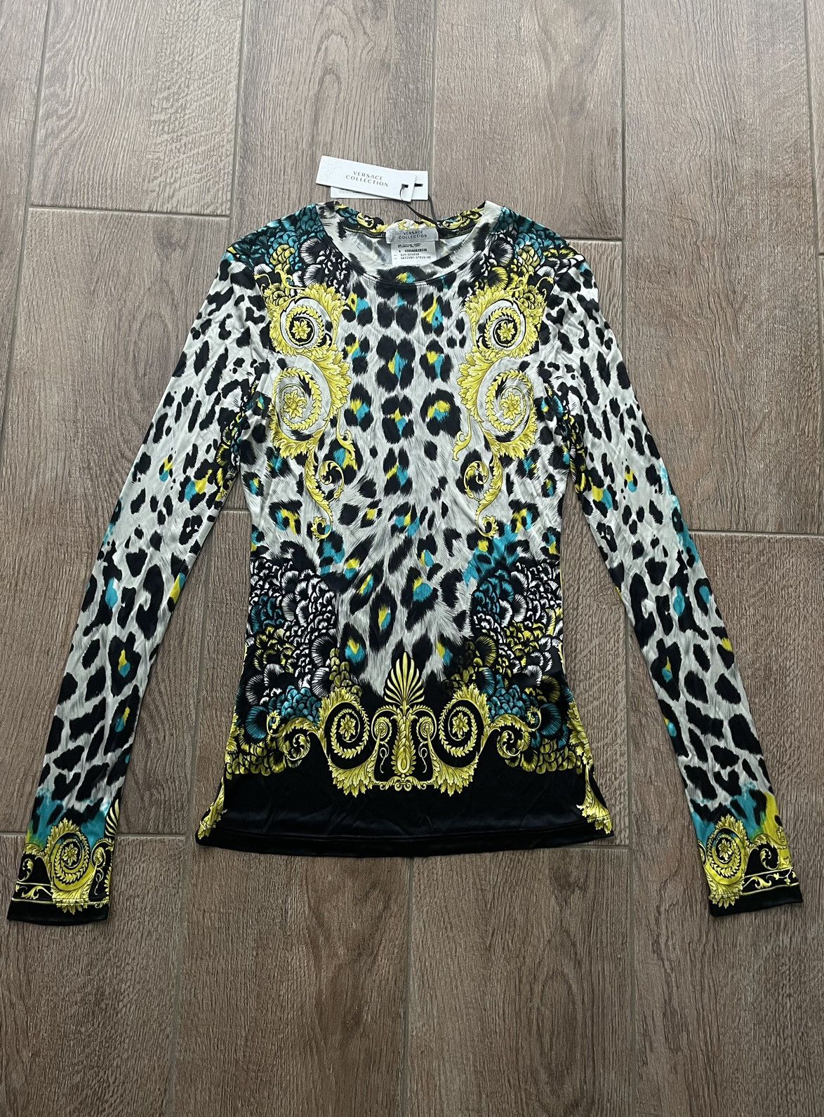 Gianni Versace × Luxury × Versace Gianni Versace Signature Viscose Top ...