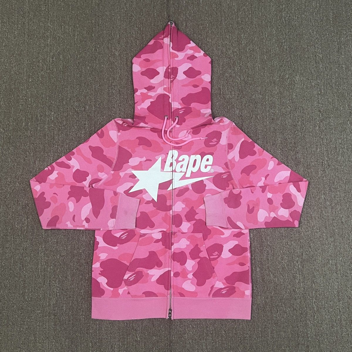 Bape Lady Small Bape Camo Sta Logo Zip Up Hoodie | Grailed