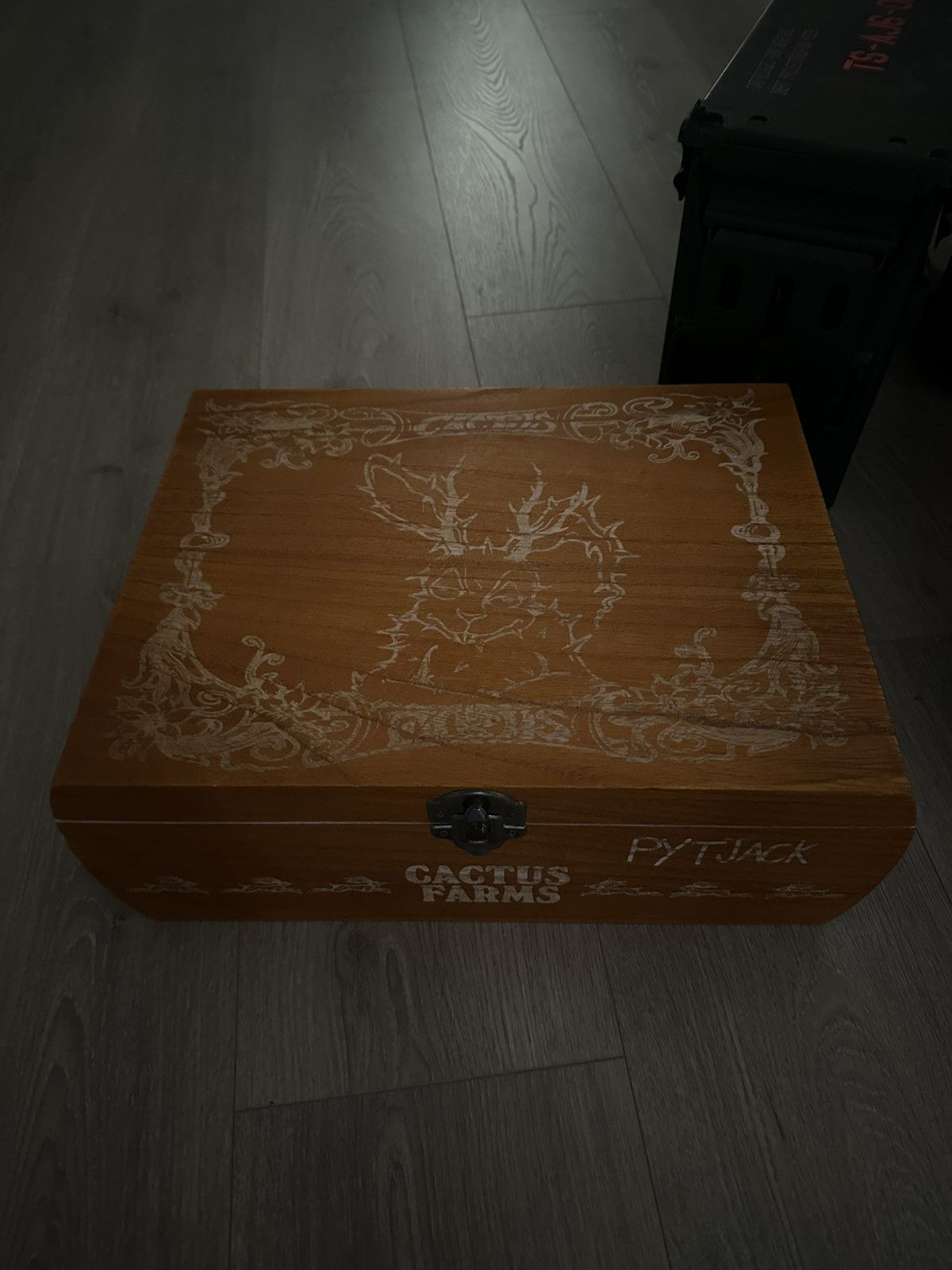 Travis Scott Travis Scott cactus farms cigar box F&F | Grailed