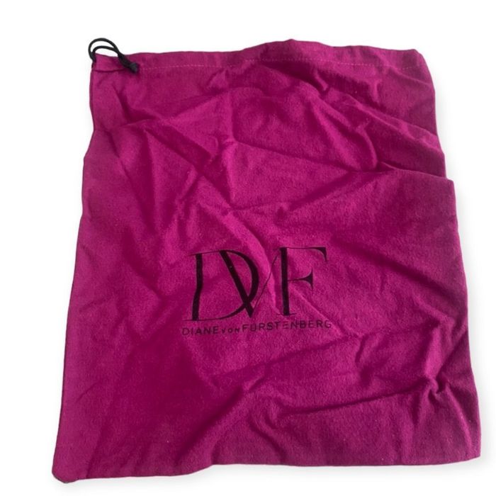 Diane von Furstenberg Diane Von Furstenburg pink dust bag | Grailed