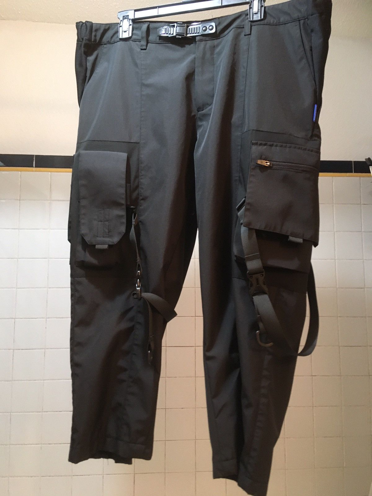 Reindee Lusion Reindee Lusion Steven Cargos 1.0 (MODIFIED) BLACK Pant ...