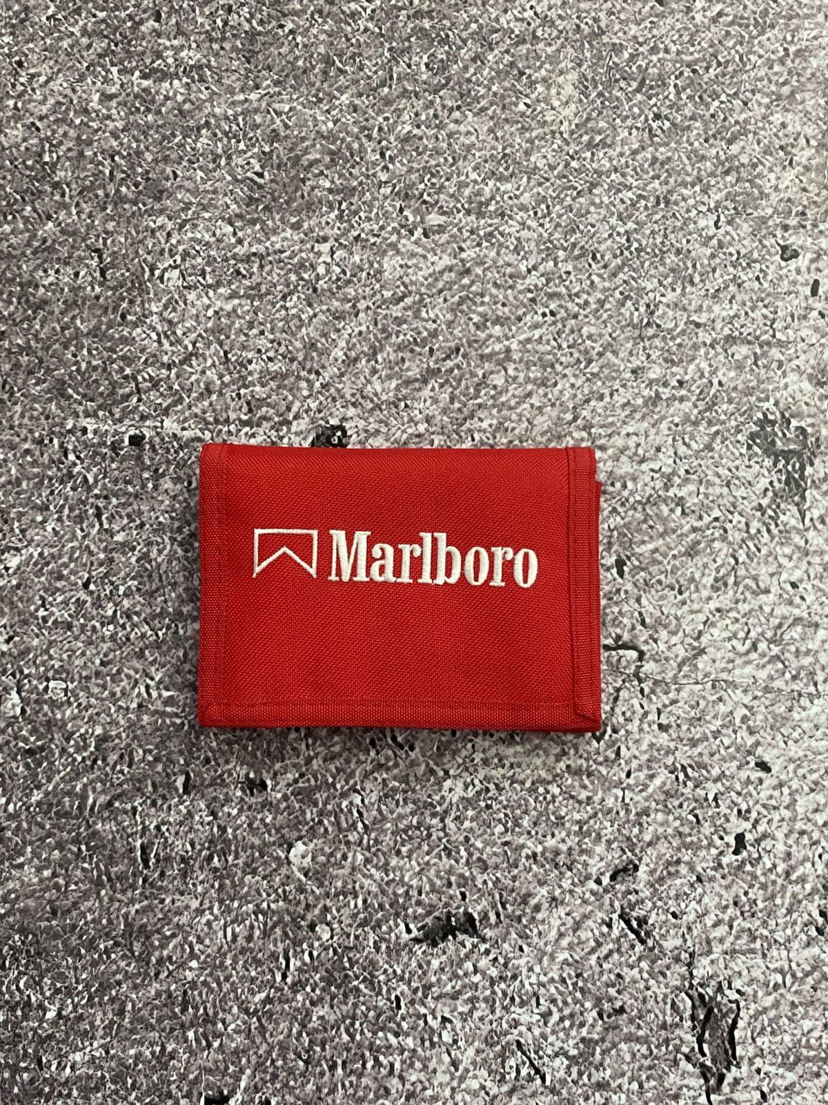 Marlboro Vintage Marlboro Y2K wallet | Grailed
