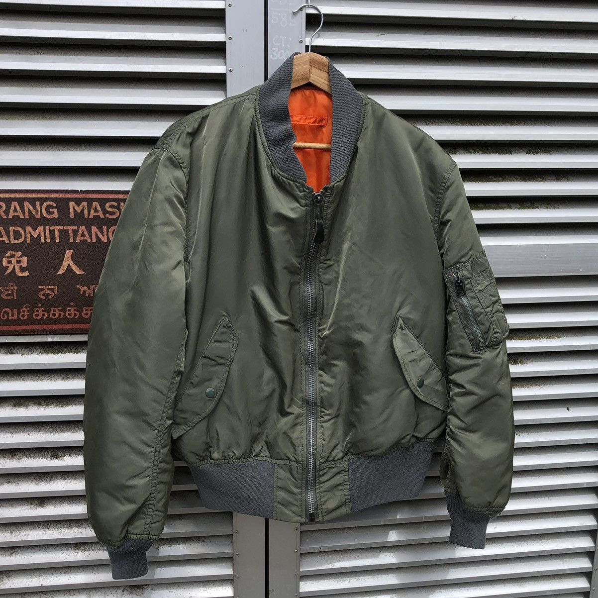 Alpha Industries × Bomber Jacket × Vintage VTG Alpha Industries MA-1 (USAF) Flyer's Intermediate ...