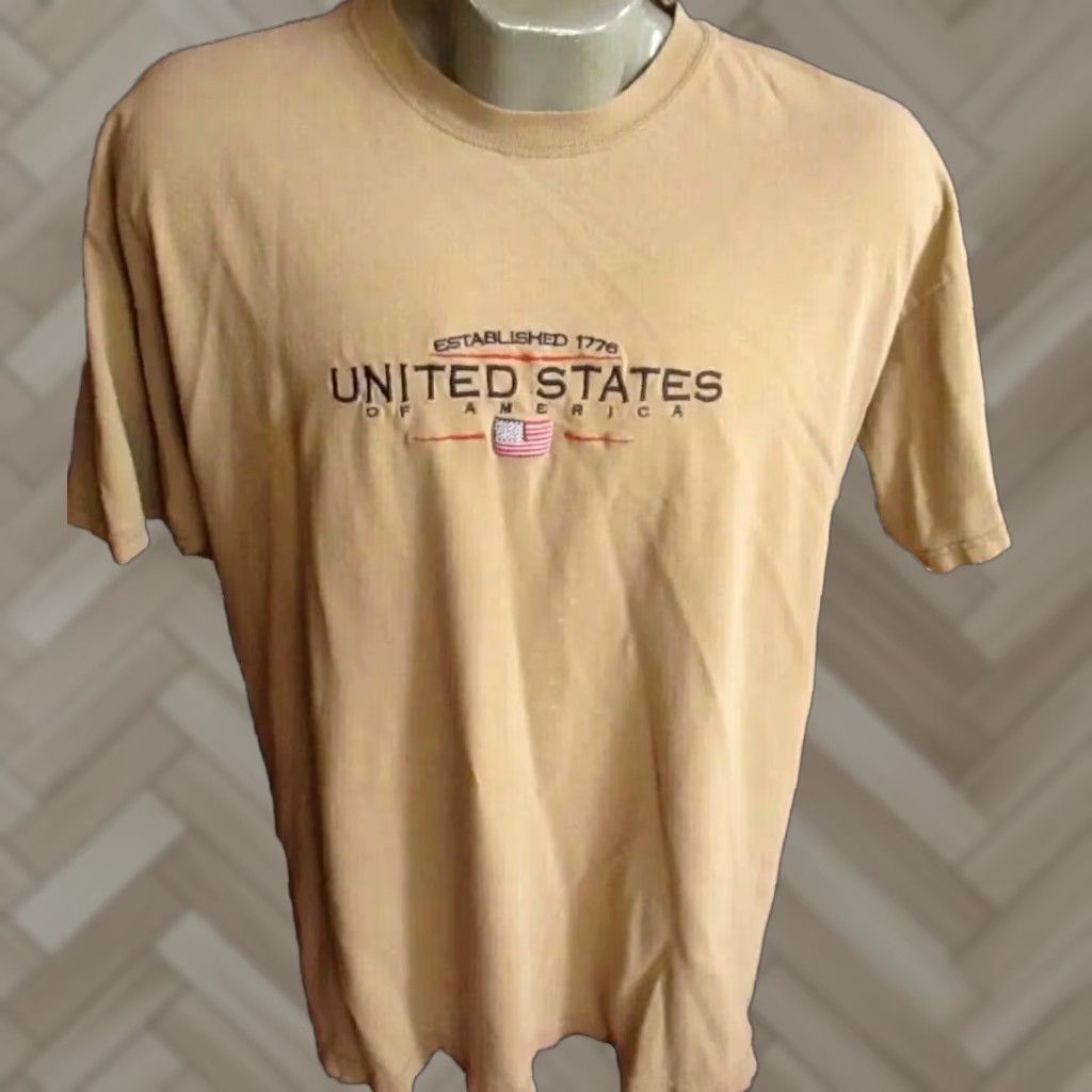 Vintage VINTAGE Old Varsity T-Shirt XL Beige 90s USA Flag Embroidery ...