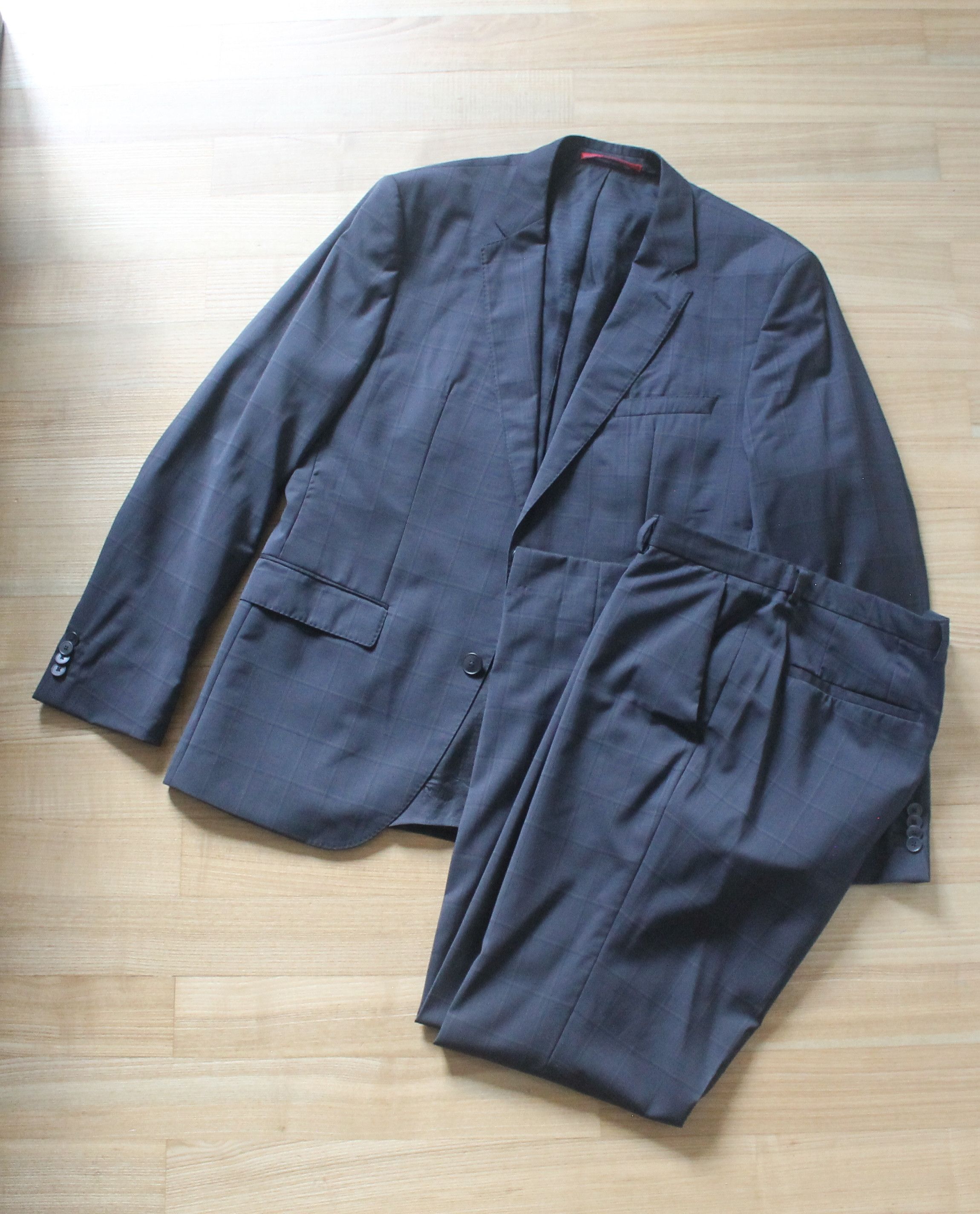 Hugo Boss Hugo Boss Suit 40R Red Label | Grailed