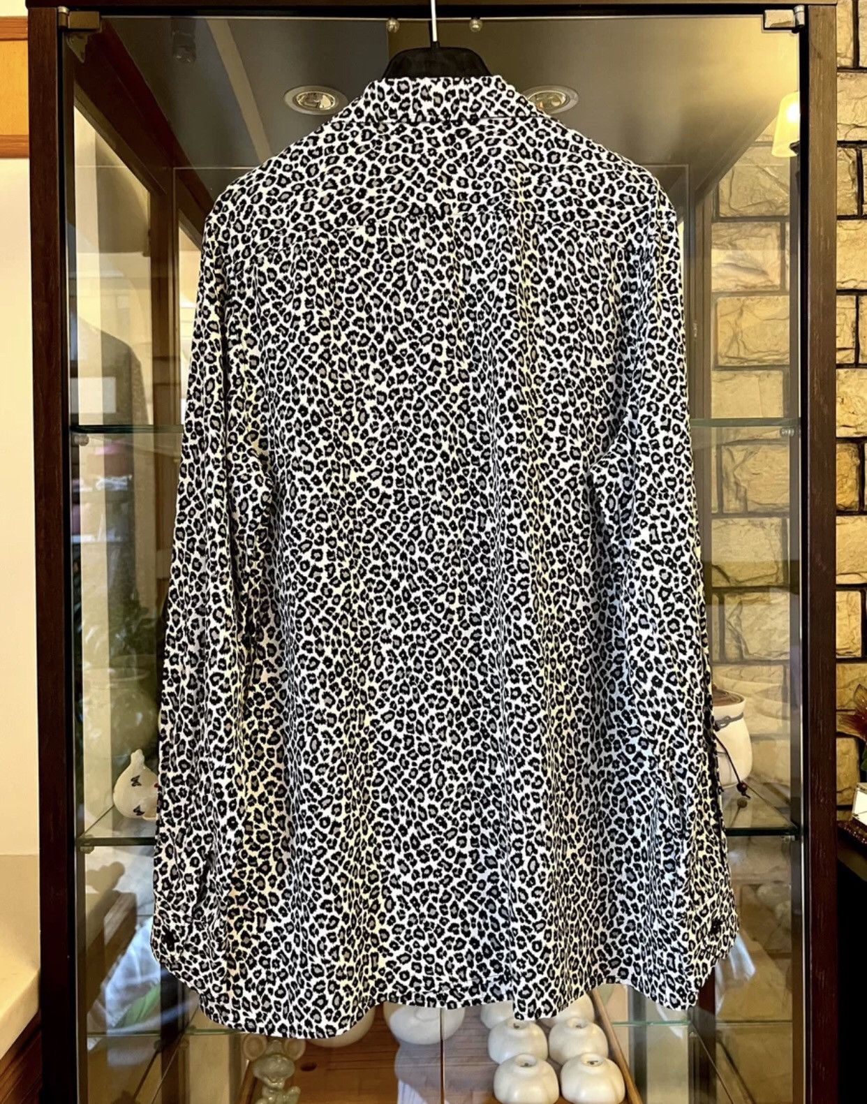 Celine Celine 20ss Black and White Cuban Collar Leopard Silk Shirt ...