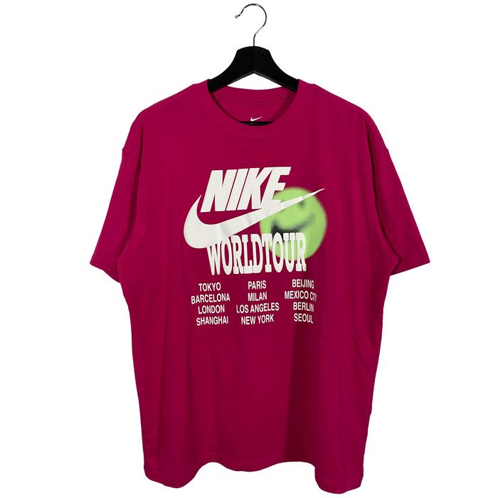 Nike Nike World Tour Puff Print oversized tee pink | Grailed