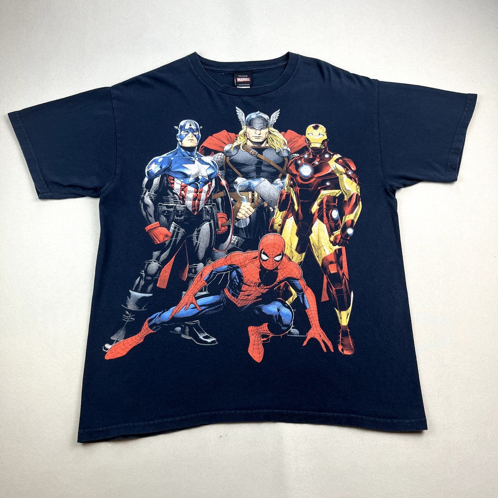 Vintage Vintage Marvel Avengers T-Shirt Black Mad Engine Spiderman ...