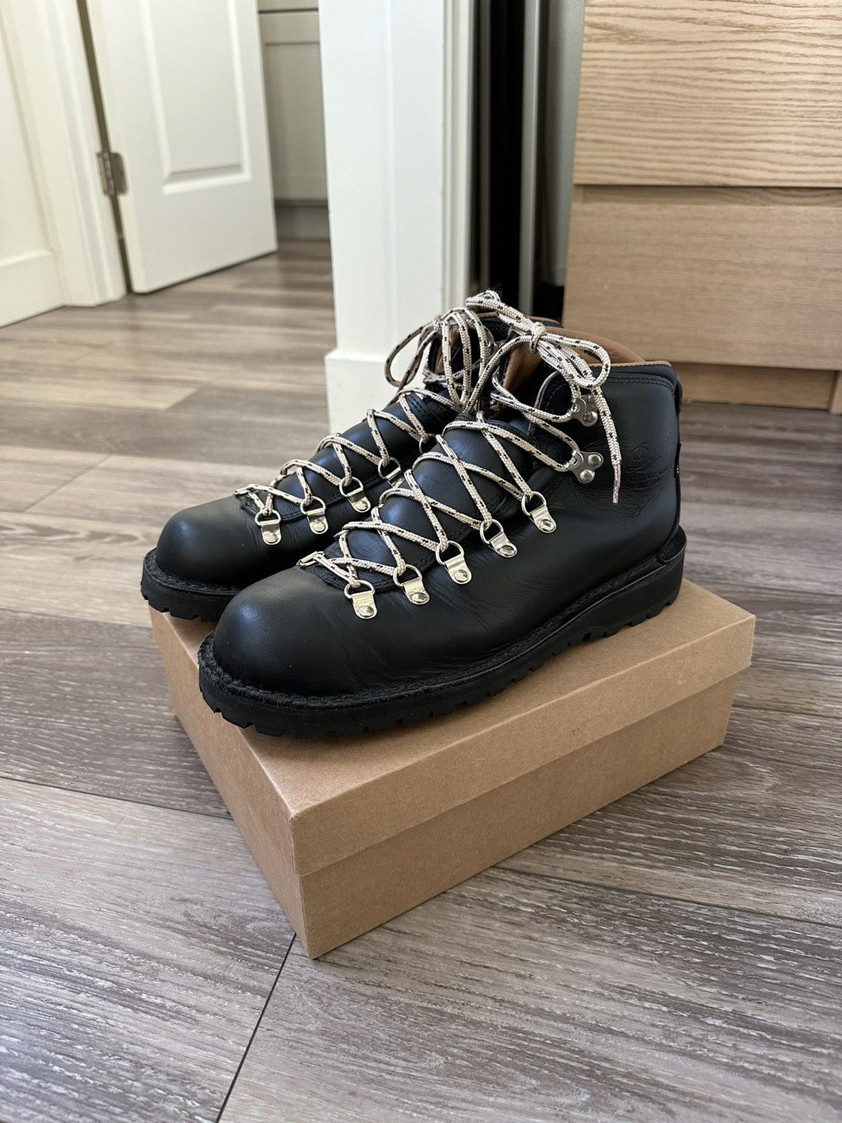 Danner Danner Mountain Light II Boots | Grailed