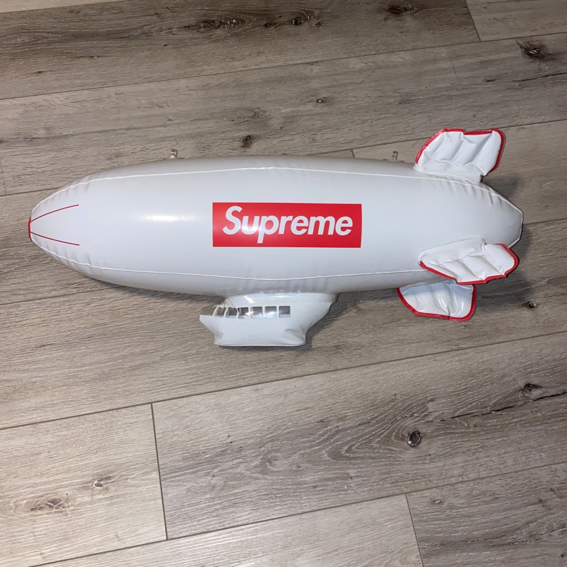 Supreme Supreme Blimp | Grailed
