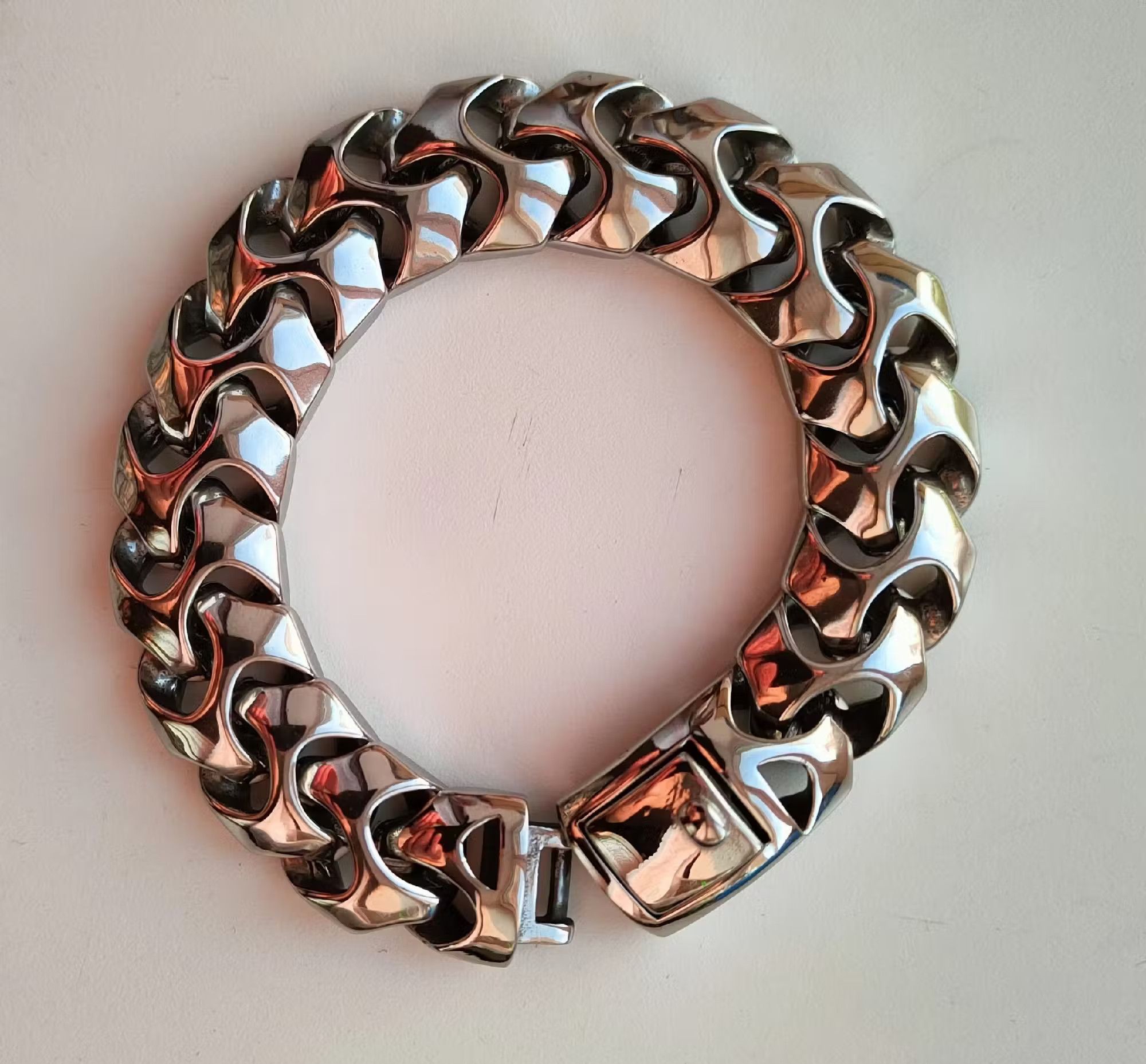 Cuban Link Chain 17 mm width + 21 Cm Length Dragon Skin Cuban Chain ...