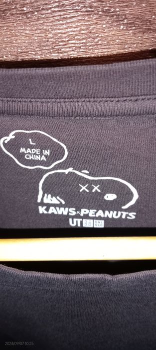 Uniqlo 🔥Vintage Single Stitch KAWS Single Pocket Tee | Grailed