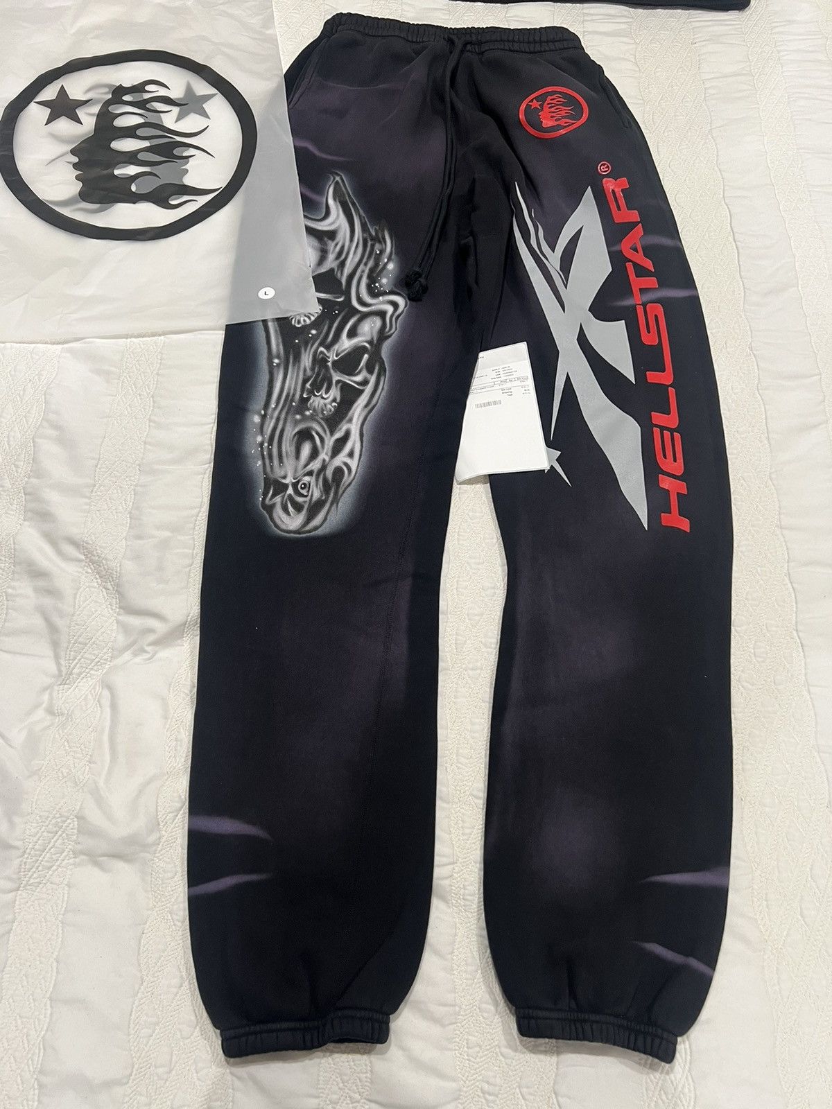 HELLSTAR Hellstar Airbrushed Skull closed elastic sweatpants | Grailed