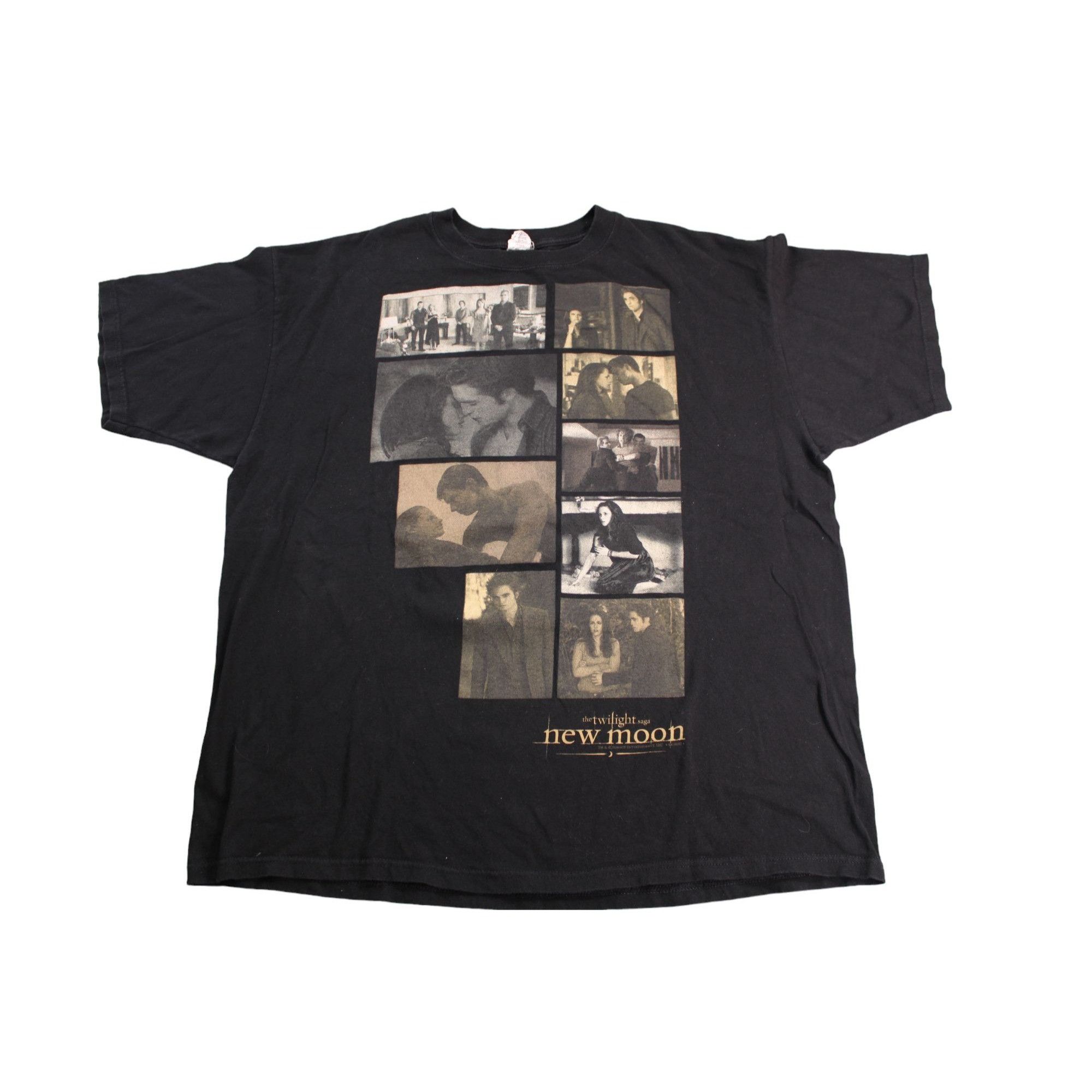 Vintage Vintage 2000s Twilight the New Moon Movie Scene Tee Shirt | Grailed