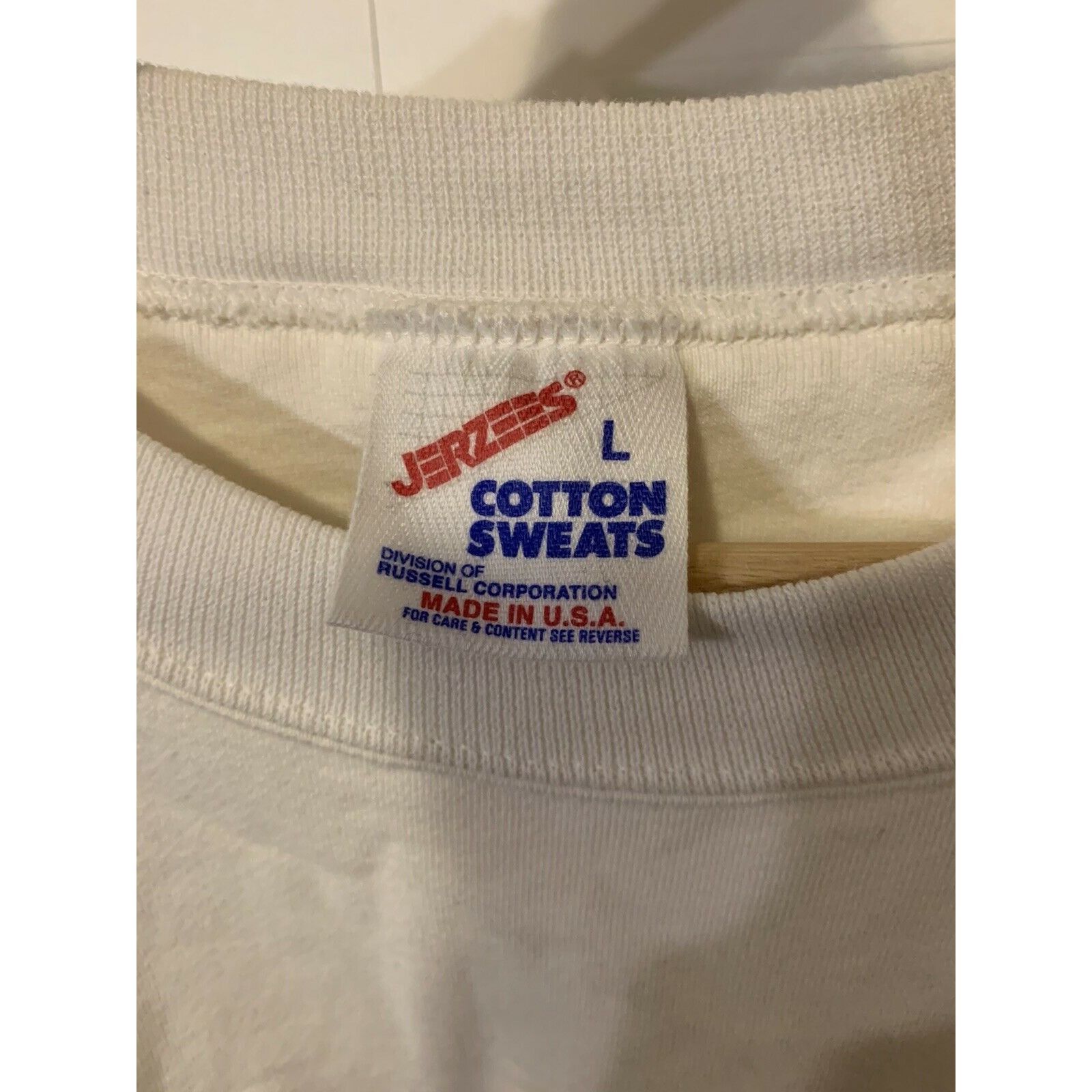 Jerzees Vintage Hersheys Men’s Sz L White Sweatshirt Jerzees crewnec ...