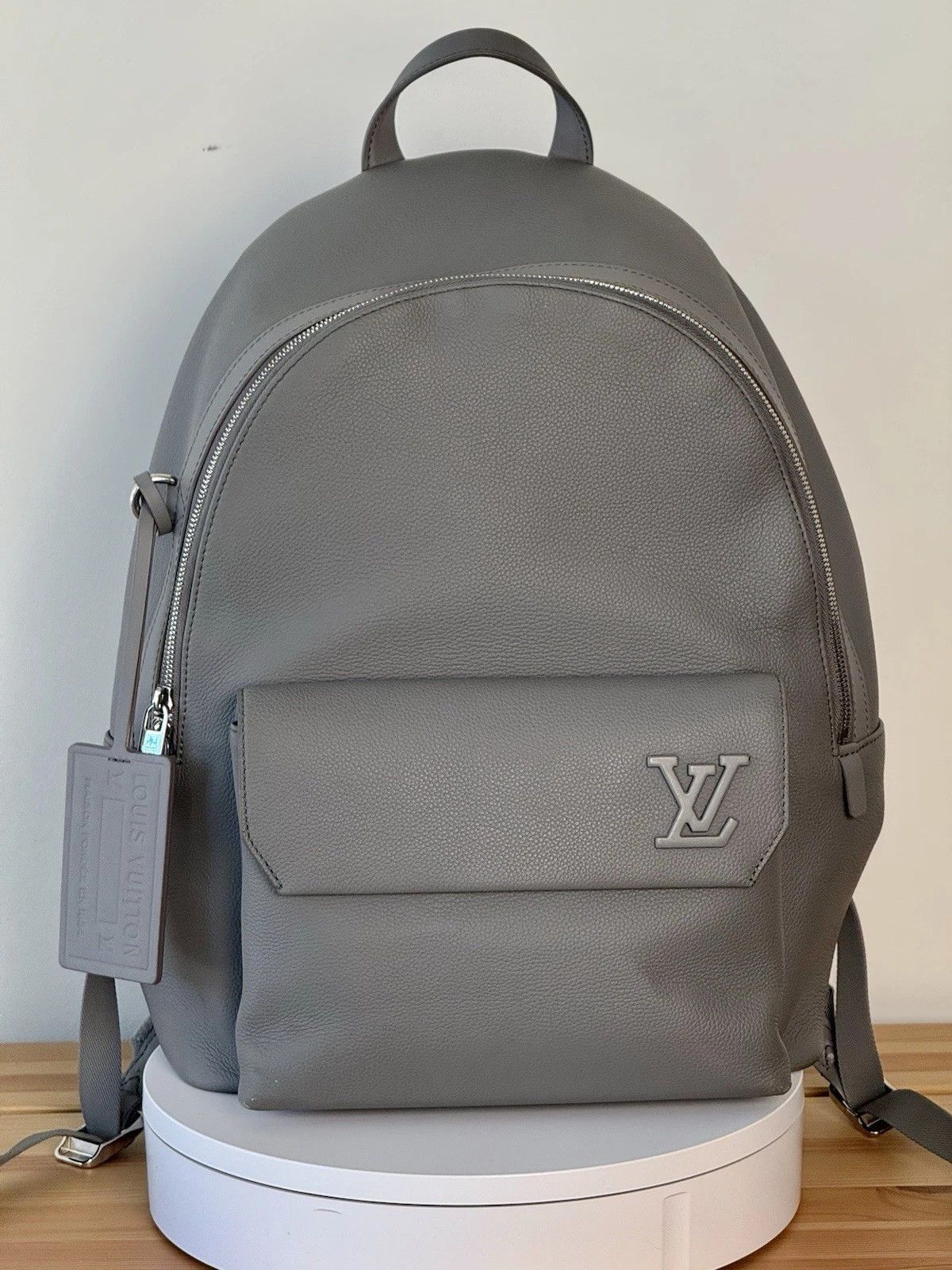 Louis Vuitton Louis Vuitton Taurillon Leather Backpack Gray | Grailed