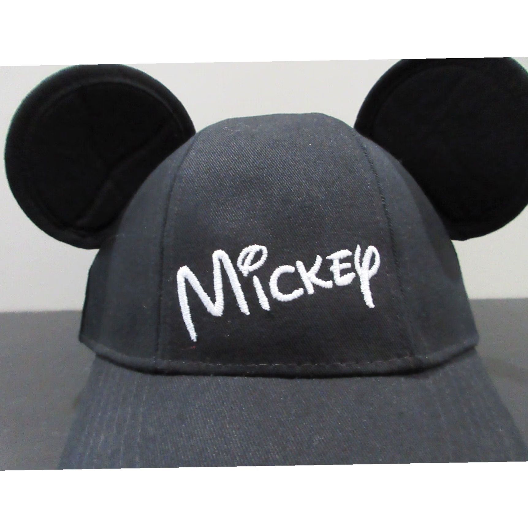 Disney Mens Magic Kingdom Black and White Logo Mickey Mouse Ears Snap ...