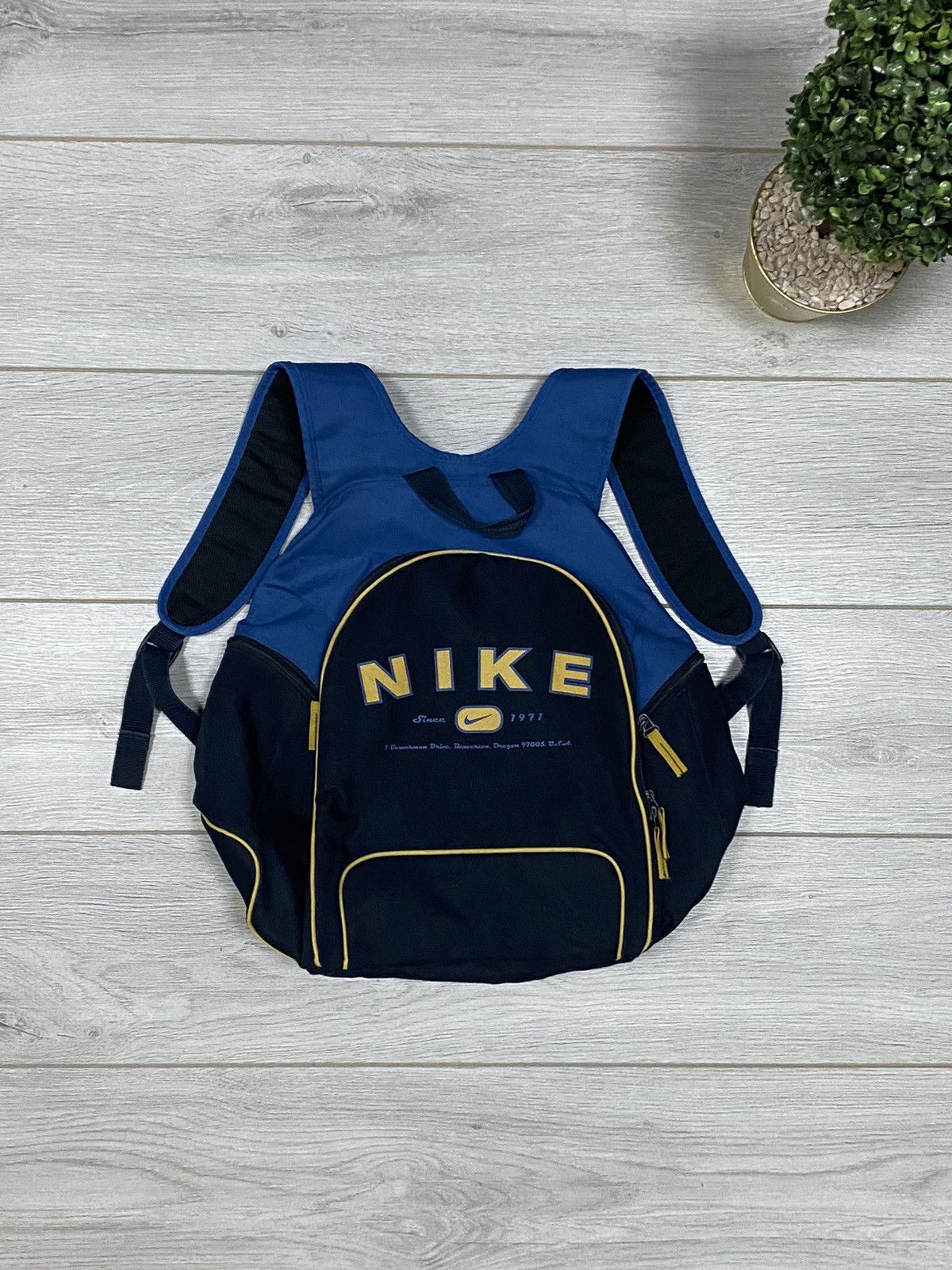 Nike × Vintage Nike vintage backpack 90s water resistant big logo | Grailed