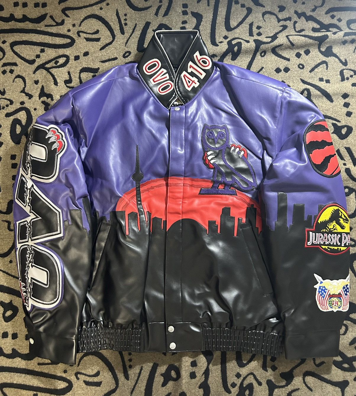 Jeff Hamilton × Octobers Very Own × Universal Studios Jurassic Park x ...