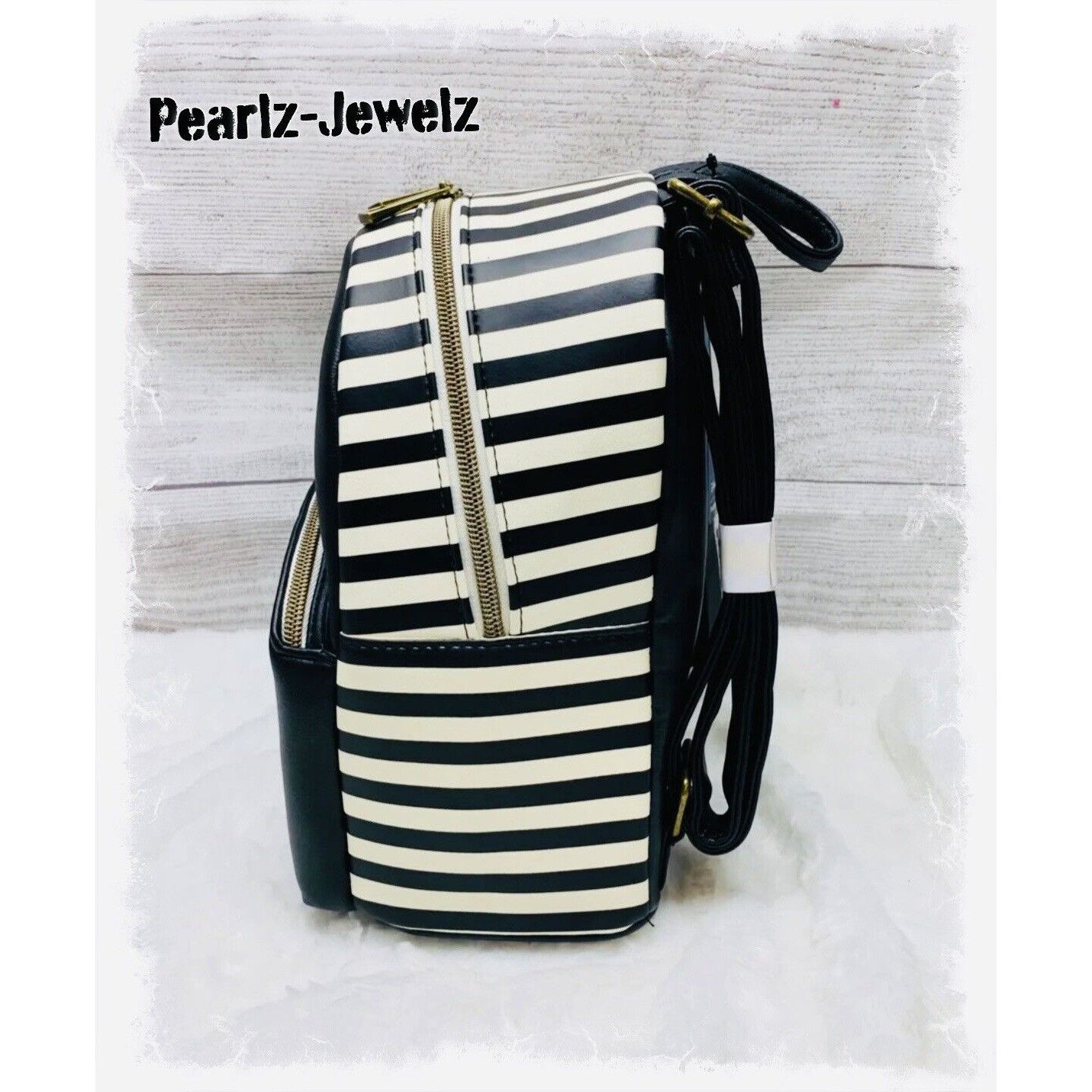 Disney Loungefly Disney Snow White & the Seven Dwarfs Evil Queen Po ...