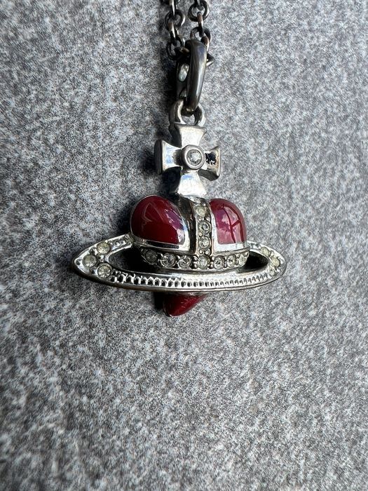 Vivienne Westwood Red Heart Saturn Orb Necklace | Grailed Vivienne Westwood Red Heart Saturn Orb Necklace | Grailed