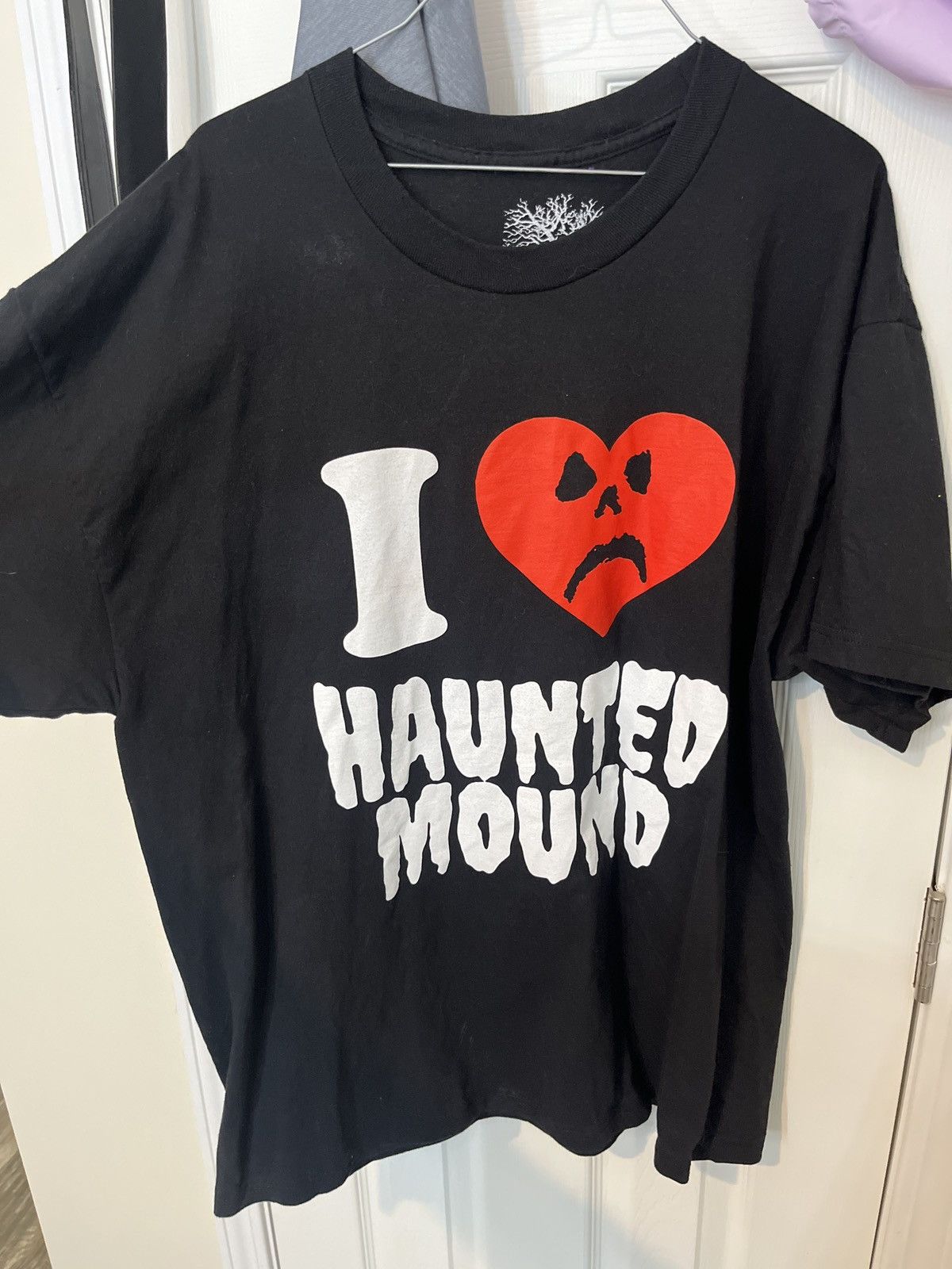 Haunted Mound I Heart Haunted Mound tee | Grailed