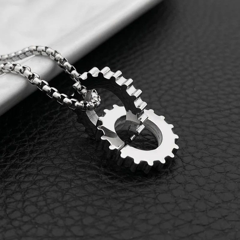 Chain × Rare × Vintage Machinery Gear Pendant Necklace | Grailed