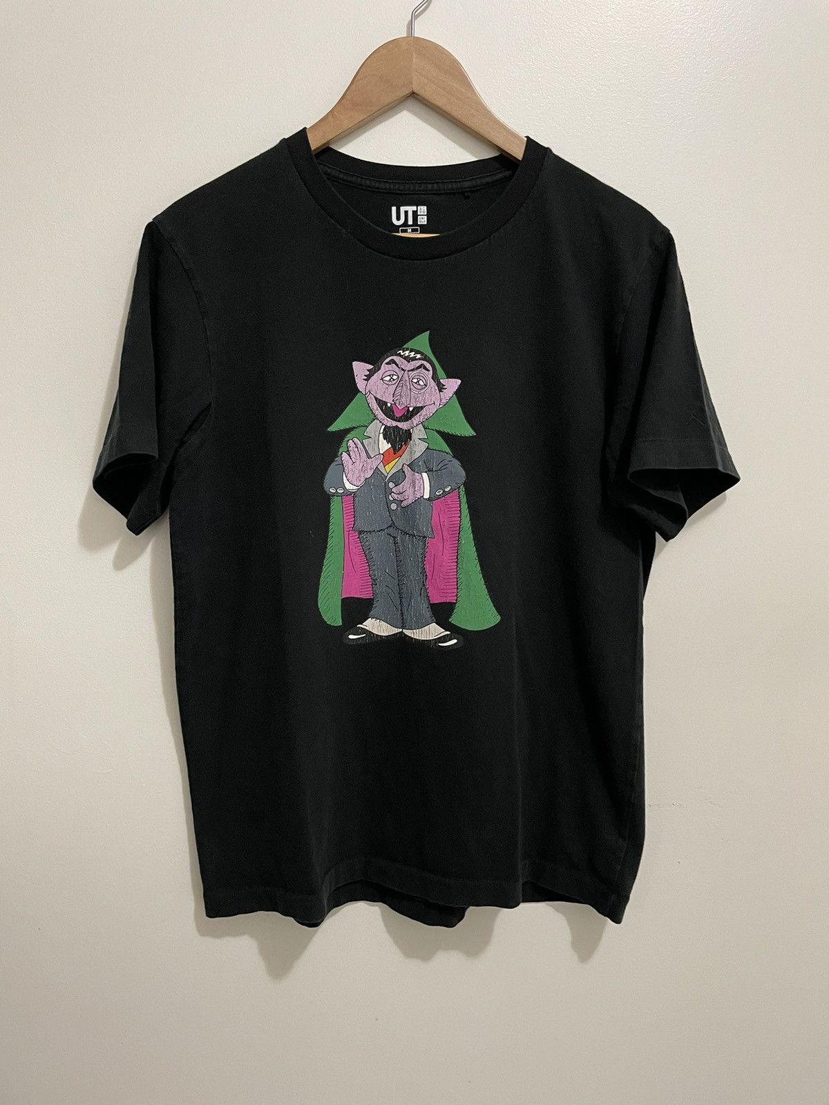 Cartoon Network × Hype × Kaws Kaws x Sesame Street T-shirt | Grailed