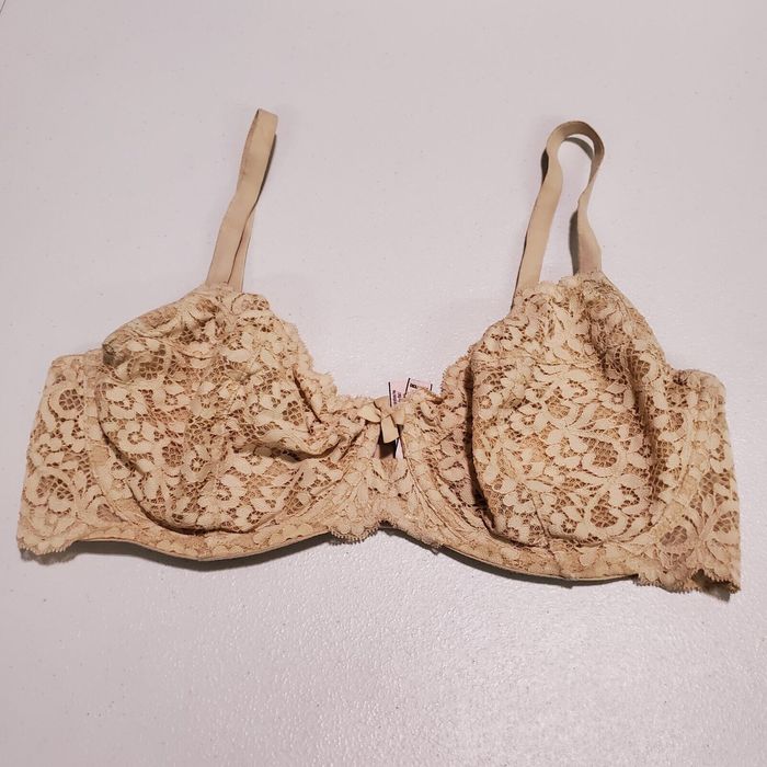 Victoria's Secret Victoria Secret Women Bra 36DD Brown Lace Body By ...