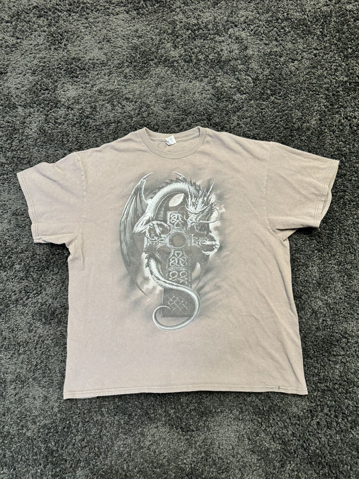 Vintage Y2K Dragon Tee | Grailed