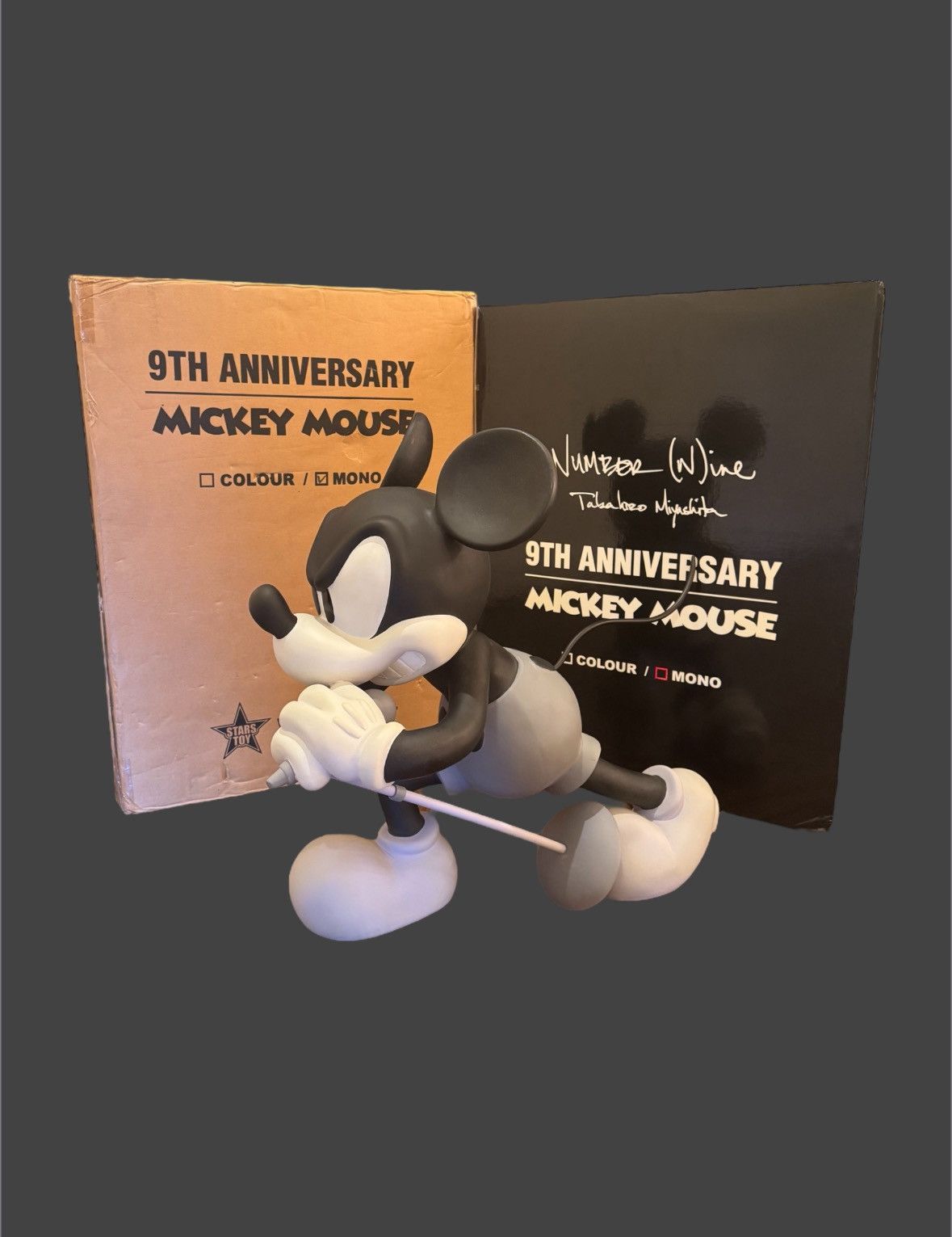 Disney × Number (N)ine Number (N)ine 9th Anniversary Big Mickey Statue ...