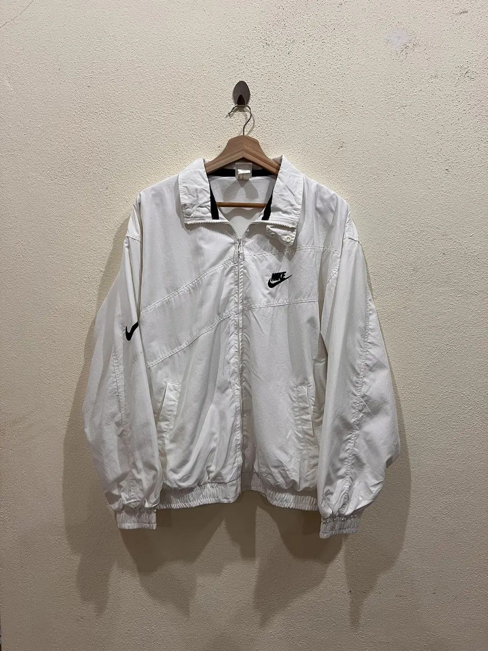 Nike Vintage Nike Swoosh Small Logo Jacket | Grailed