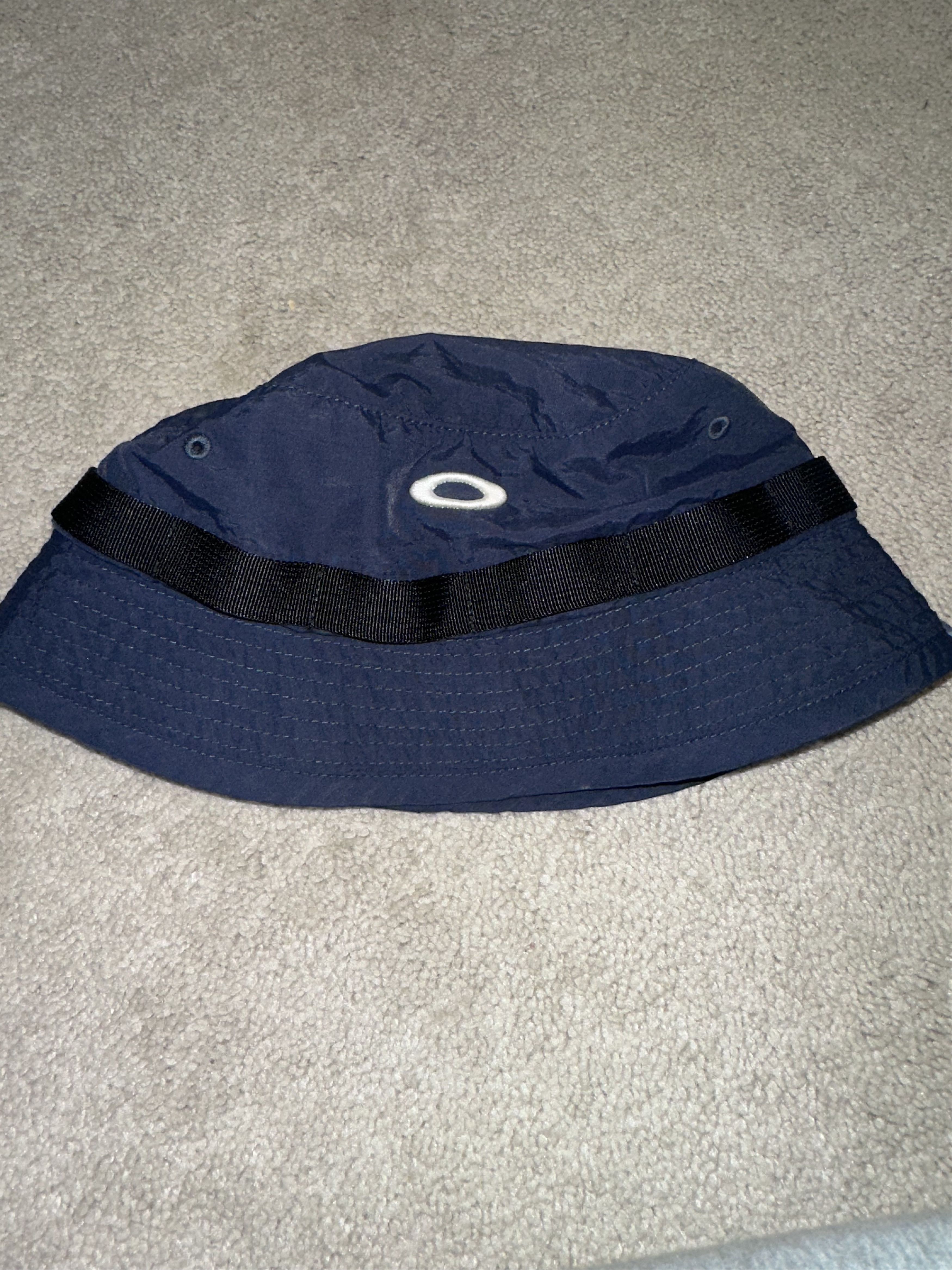 Oakley Oakley Graphic Bucket Hat | Grailed