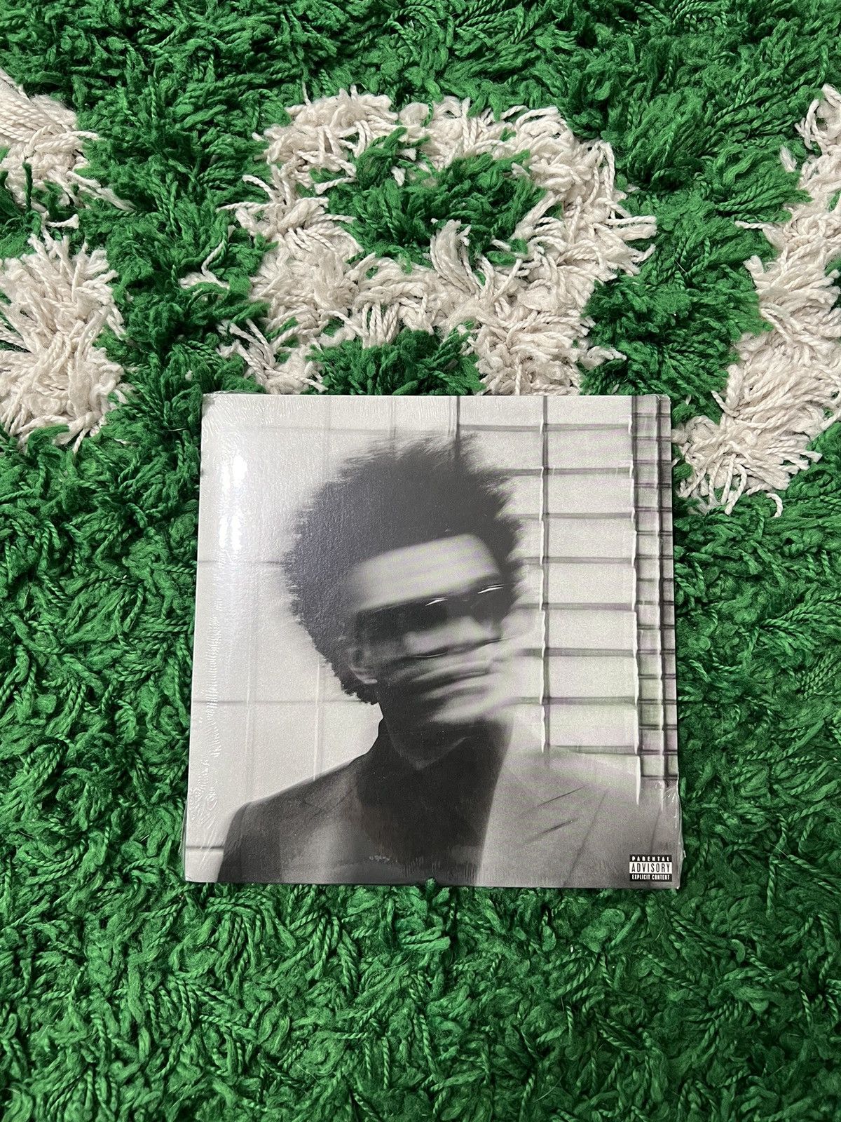 The Weeknd The Weeknd HEARTLESS/BLINDING LIGHTS 7" Gold Vinyl | Grailed