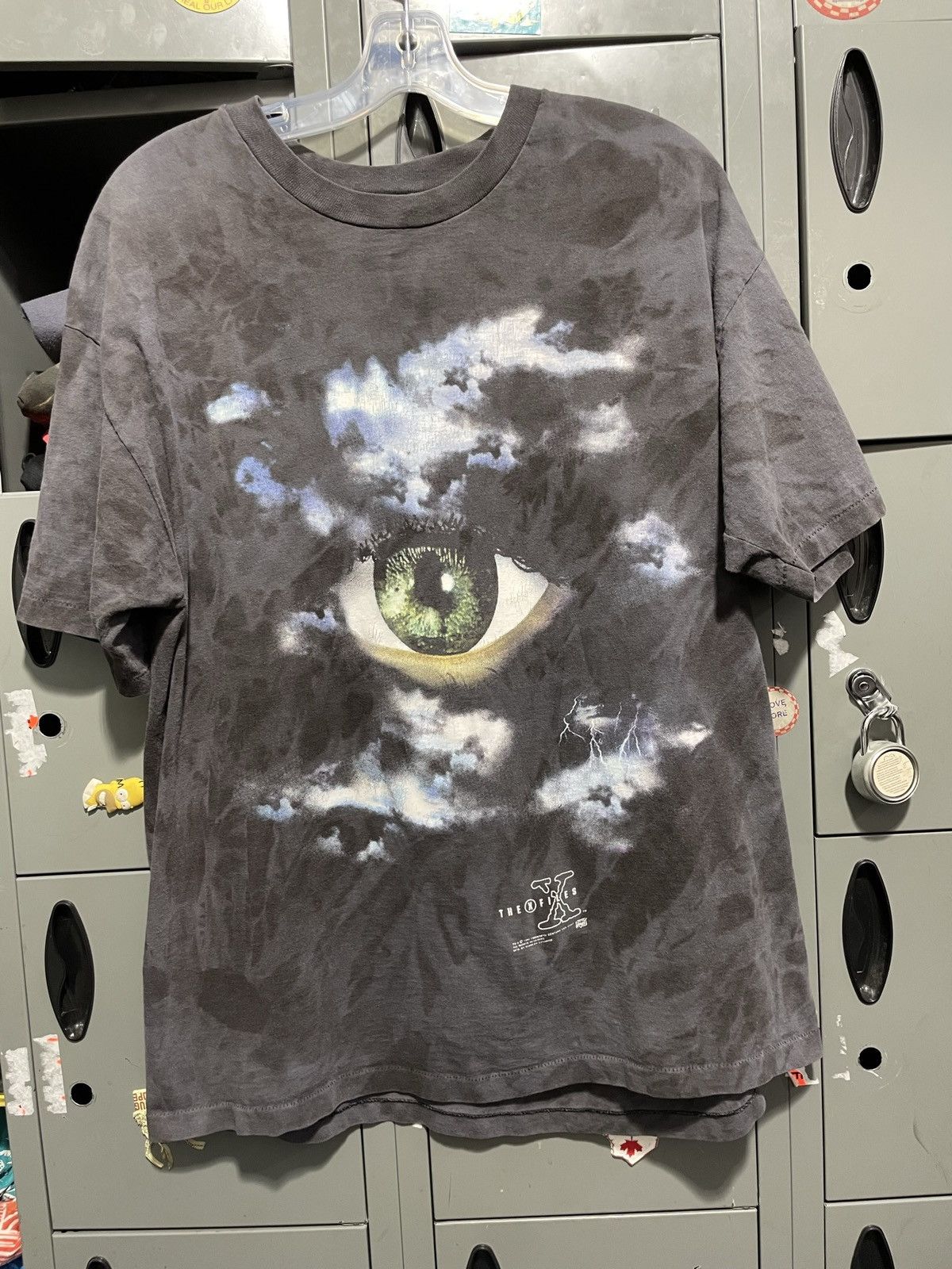 Vintage 1994 x-files tv show 90s xfiles x files eye clouds graphic ...