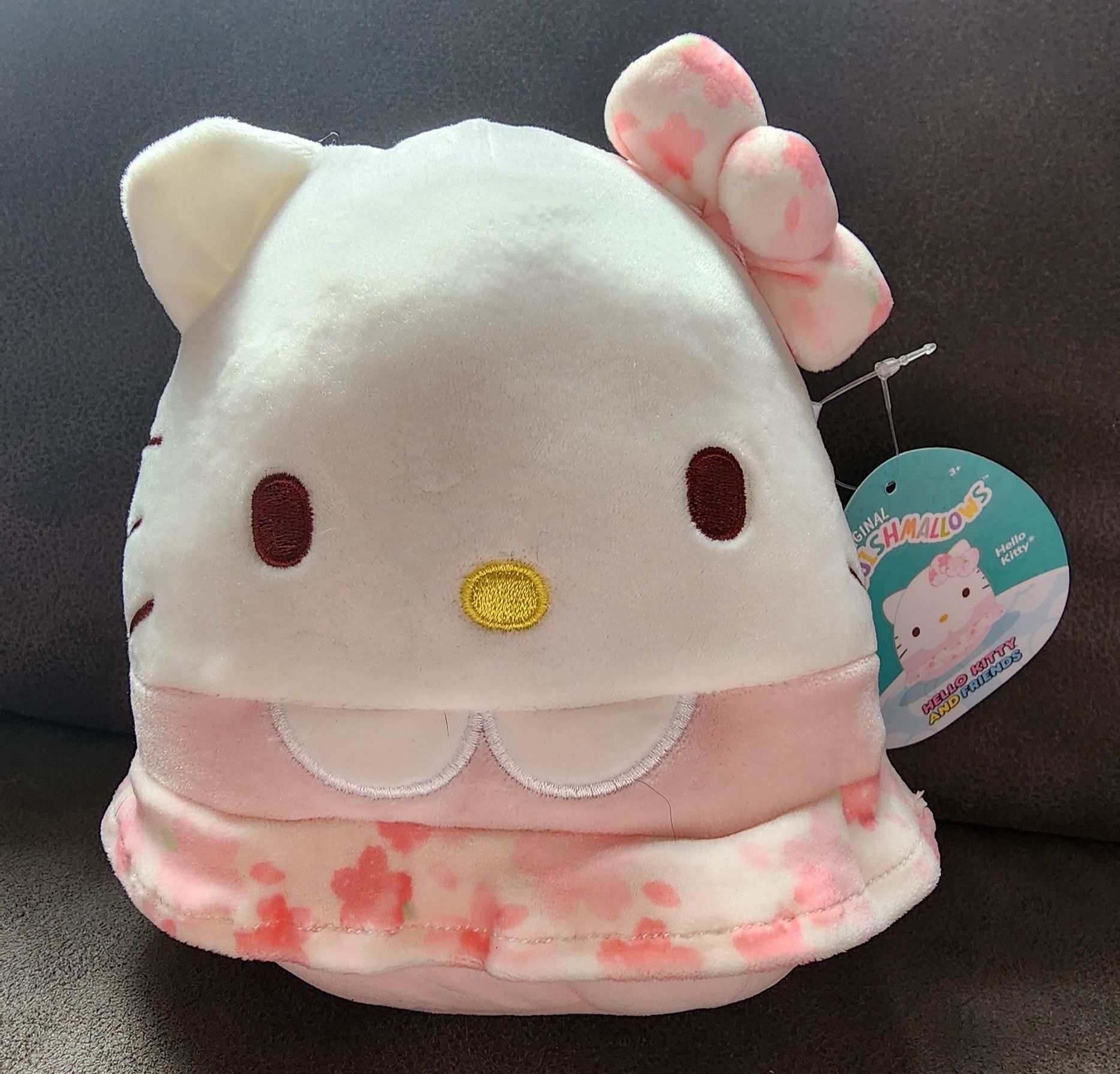 Unkwn NWT Cherry Blossom Hello Kitty Squishmallows 6.5 Unkwn NWT Cherry Blossom Hello Kitty Squishmallows 6.5