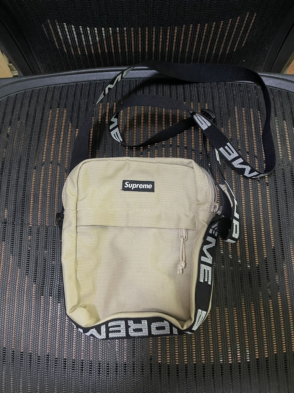 Supreme Supreme ss18 18ss 3m shoulder bag tan | Grailed