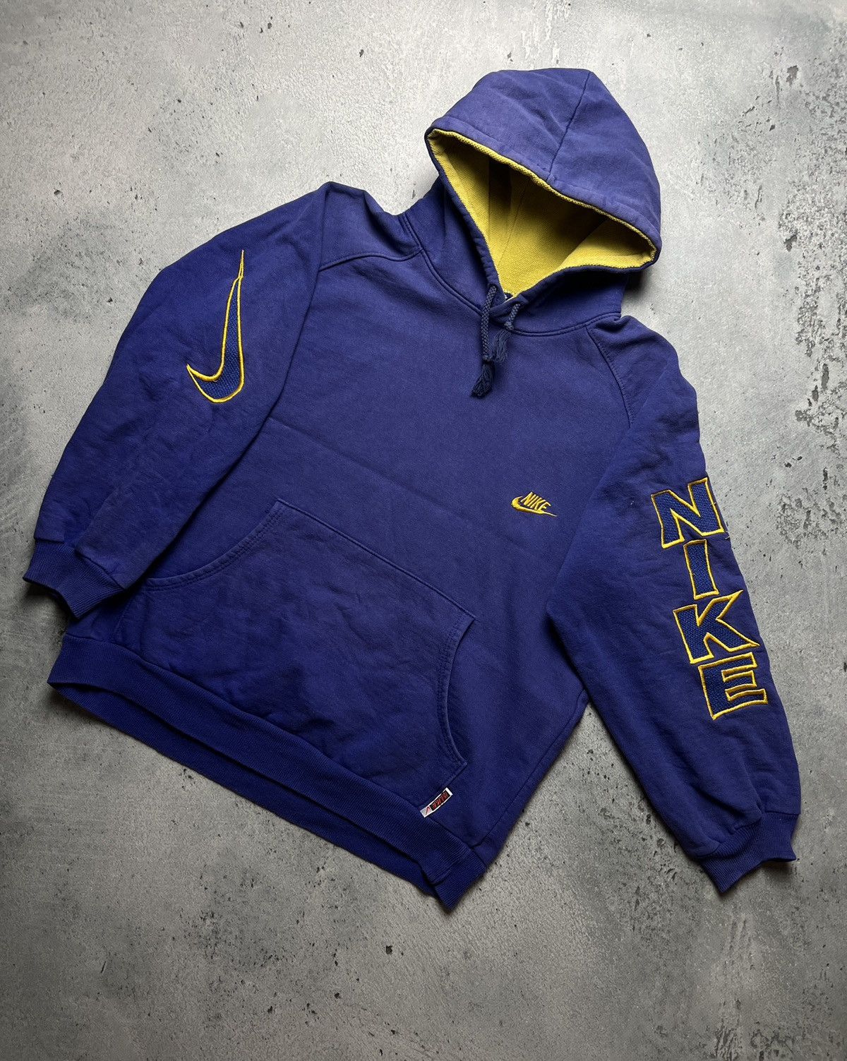 Nike Hoodie Nike Vintage bootleg center logo swoosh Travis Style | Grailed