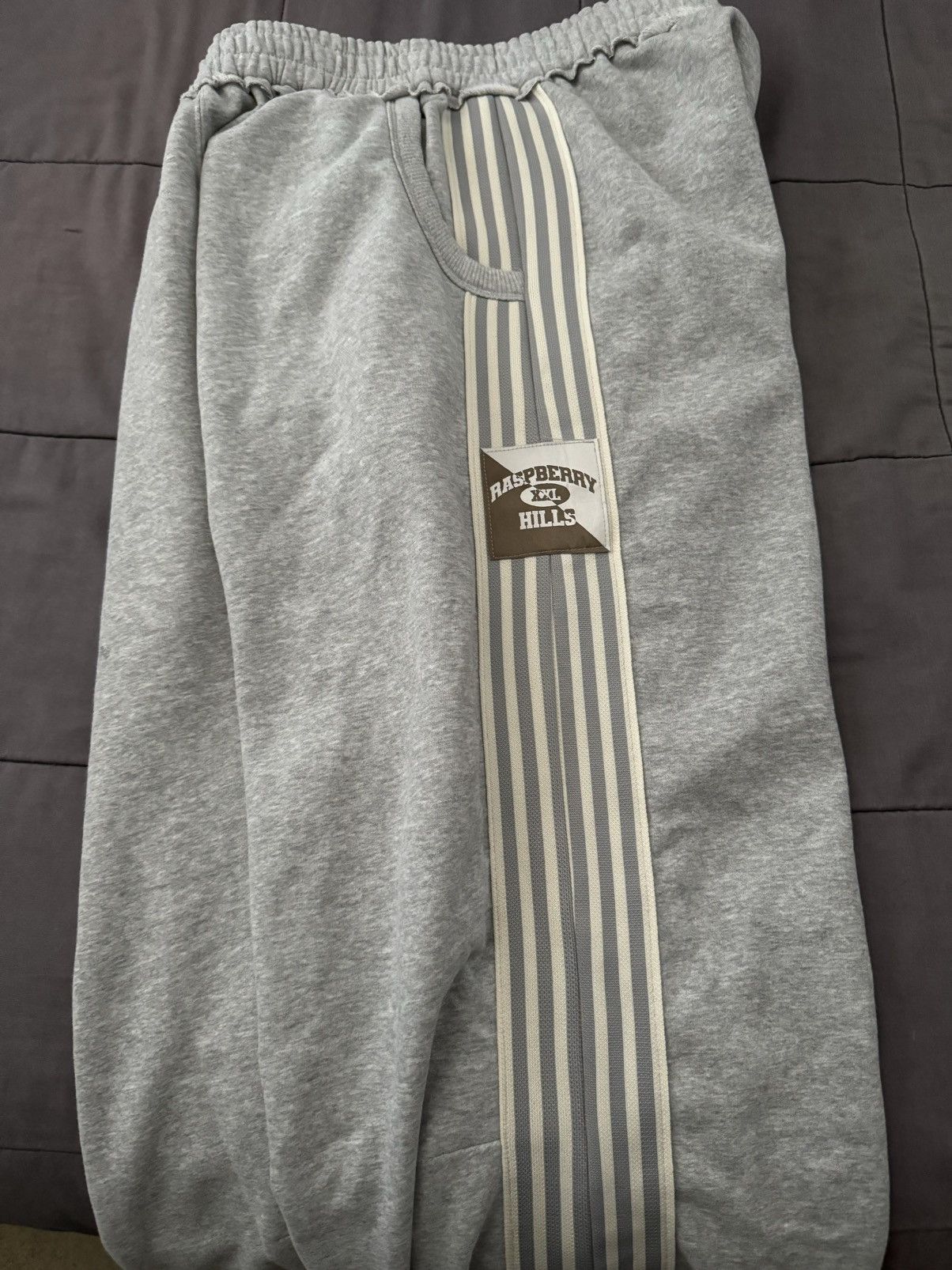 The GV Gallery GV Gallery Lil Leon Sweatpants | Grailed
