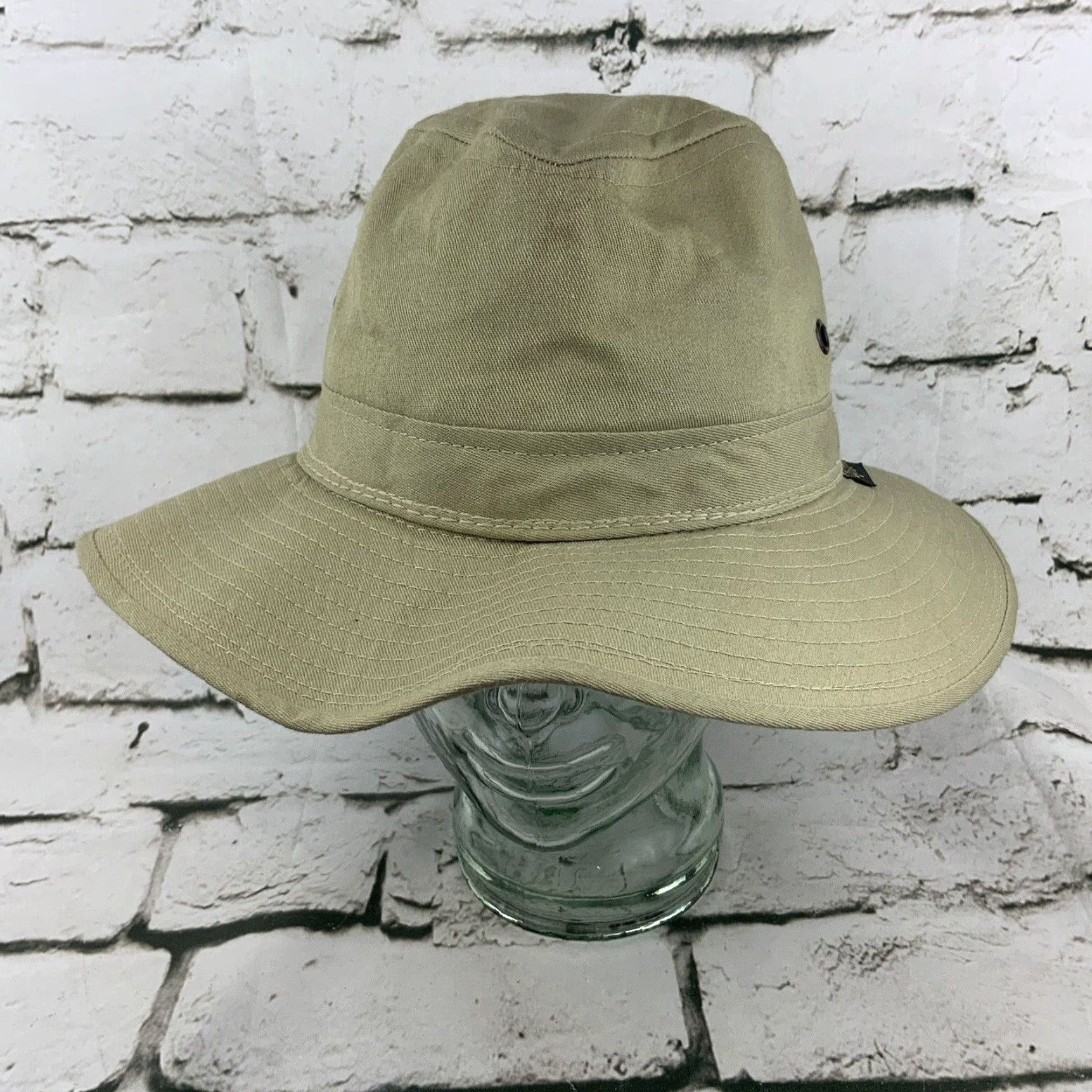 Vintage Bollman Exclusive Beige Safari Hat From The Chi Chi Collection ...