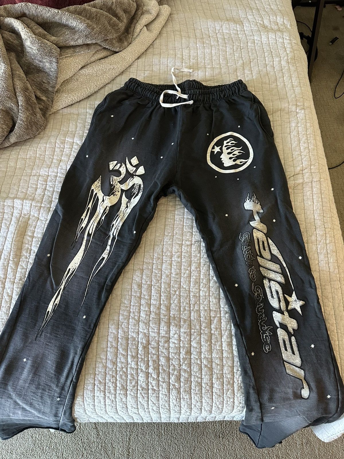 HELLSTAR Hellstar sweatpants | Grailed