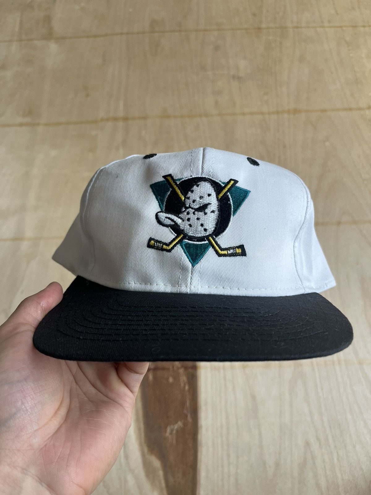 Vintage 90’s Anaheim Mighty Ducks ANNCO NHL Snapback Hat | Grailed
