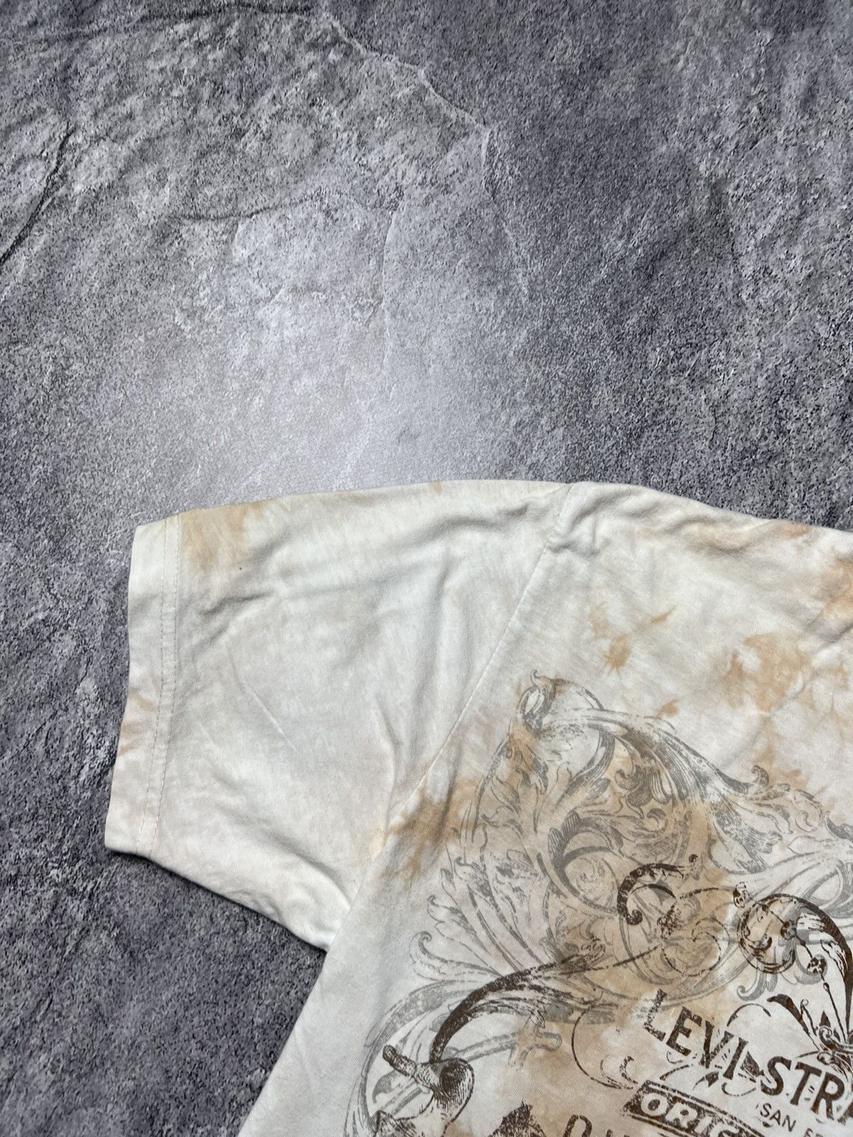 Levi's Y2K Levi’s abstract affliction tribal animal horses poem tee ...