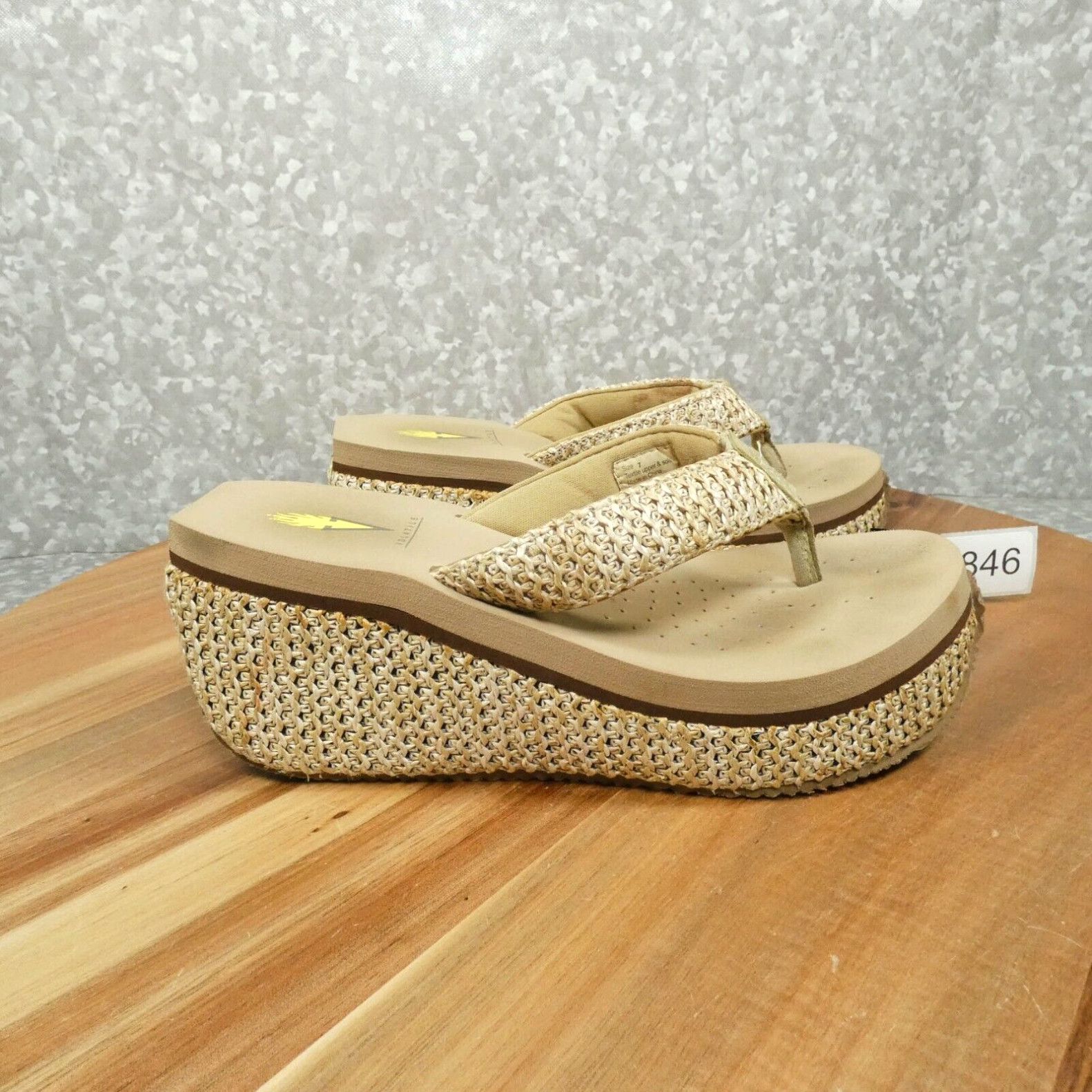 Vintage Volatile Wedge Sandals Womens 7 Beige Woven Espadrille Thong ...
