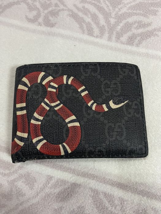 Gucci Authentic Gucci Snake Wallet | Grailed