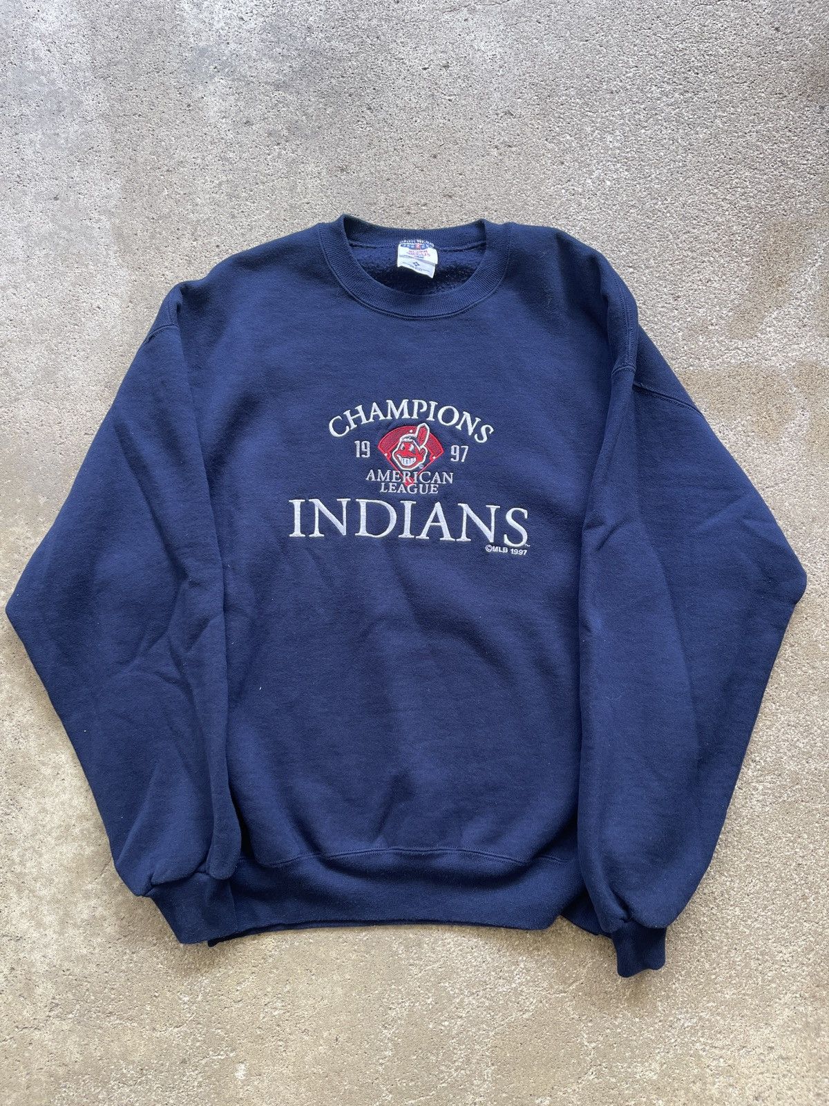 Vintage VINTAGE 90s CLEVELAND INDIANS CHIEF WAHOO LOGO MLB CREWNECK | Grailed