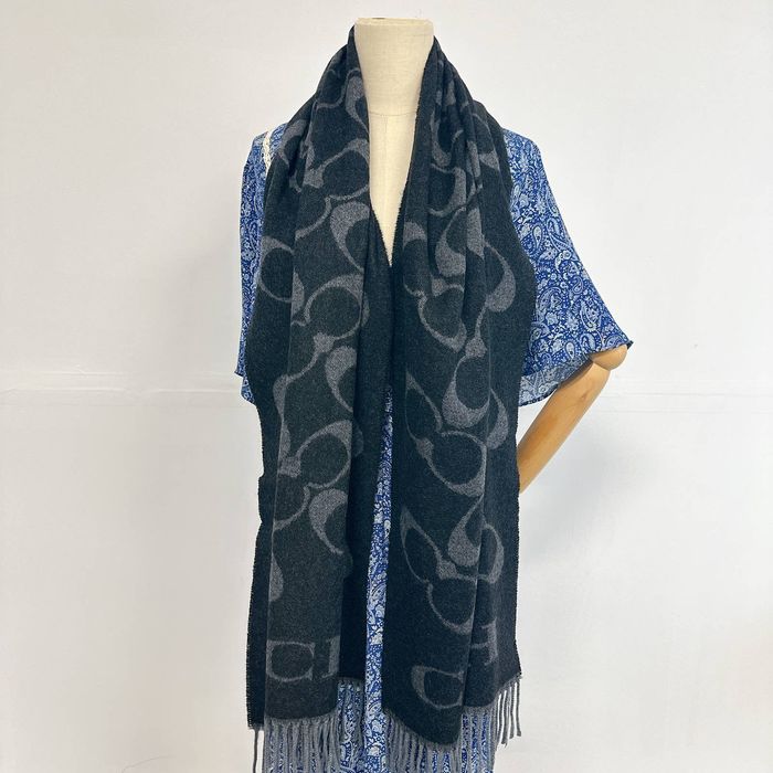 Coach Coach CB684 Signature Oversized Muffler IN Black | Grailed