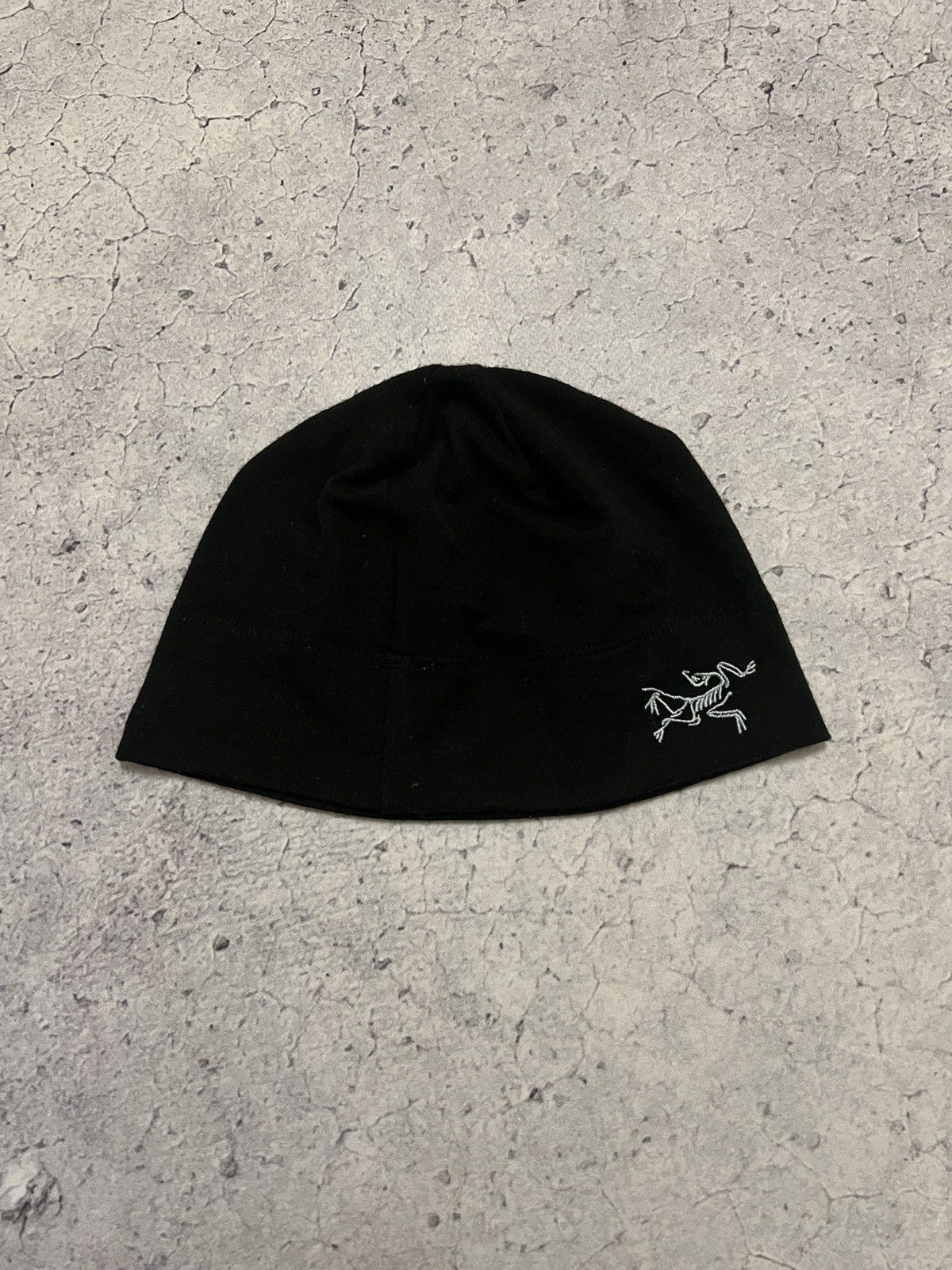 Arc'Teryx × Outdoor Life × Streetwear arcteryx leaf rho ltw beanie ...