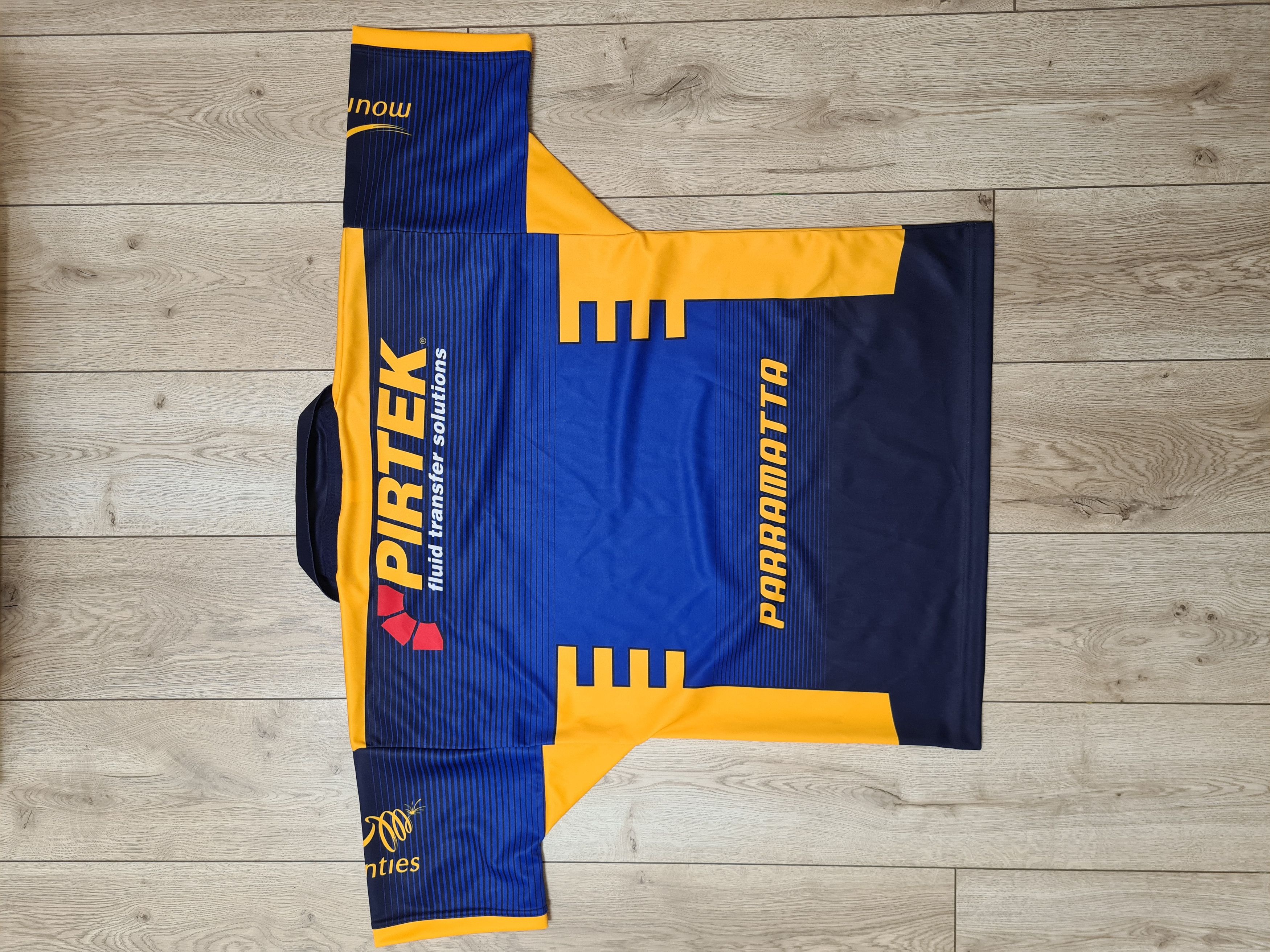 Vintage PARRAMATTA EELS 2004 JERSEY RUGBY KIT AUSTRALIAN NRL RUGBY ...
