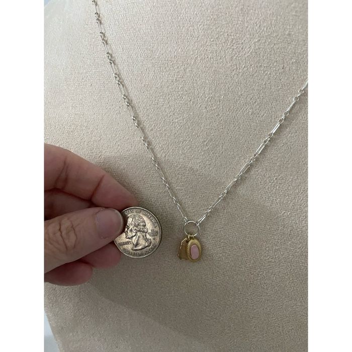 Generic Pretty minimalist pendant trinket necklace silver tone | Grailed